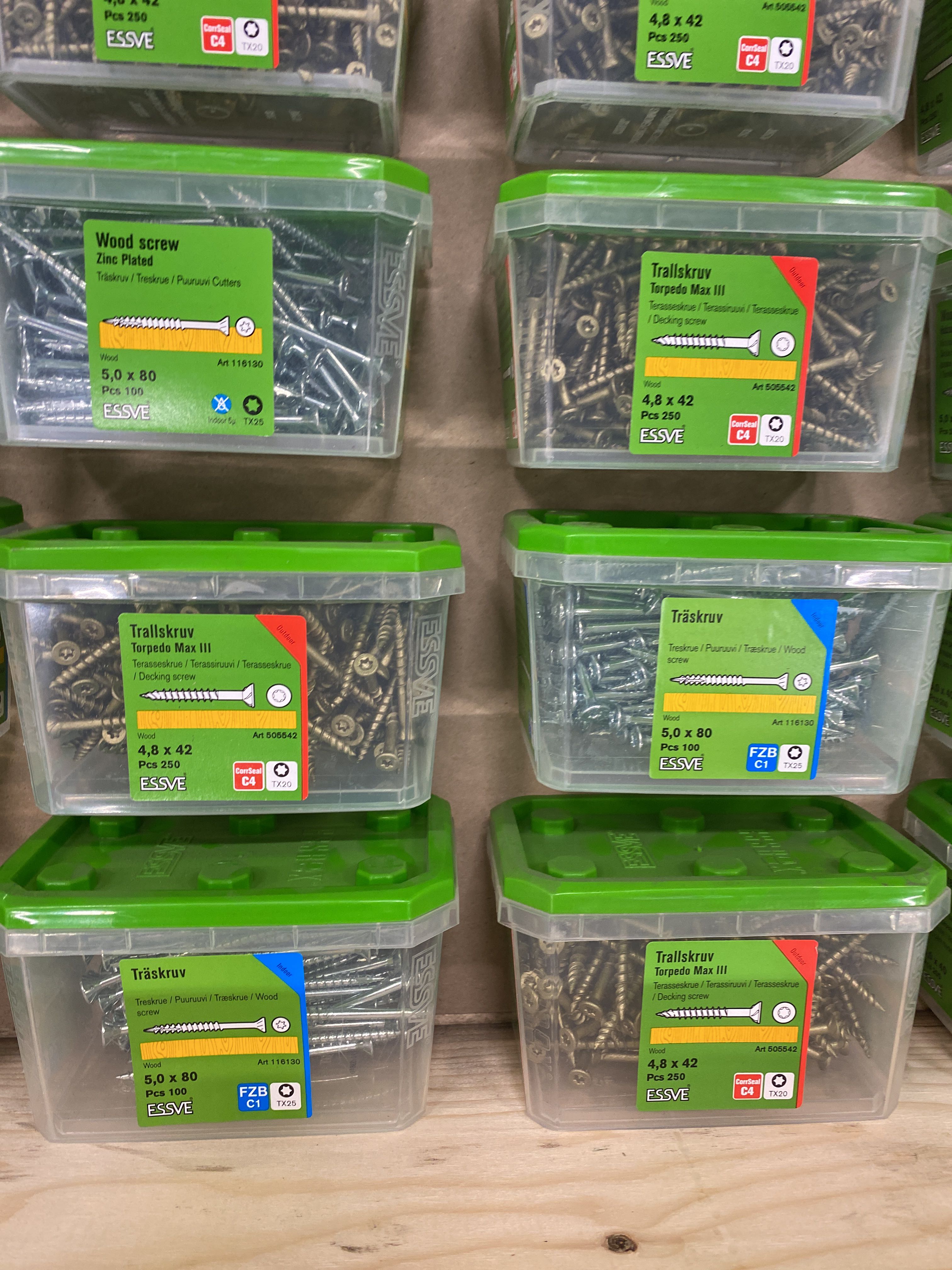 Essve Screw assortment - PS Auction - We value the future - Largest in ...