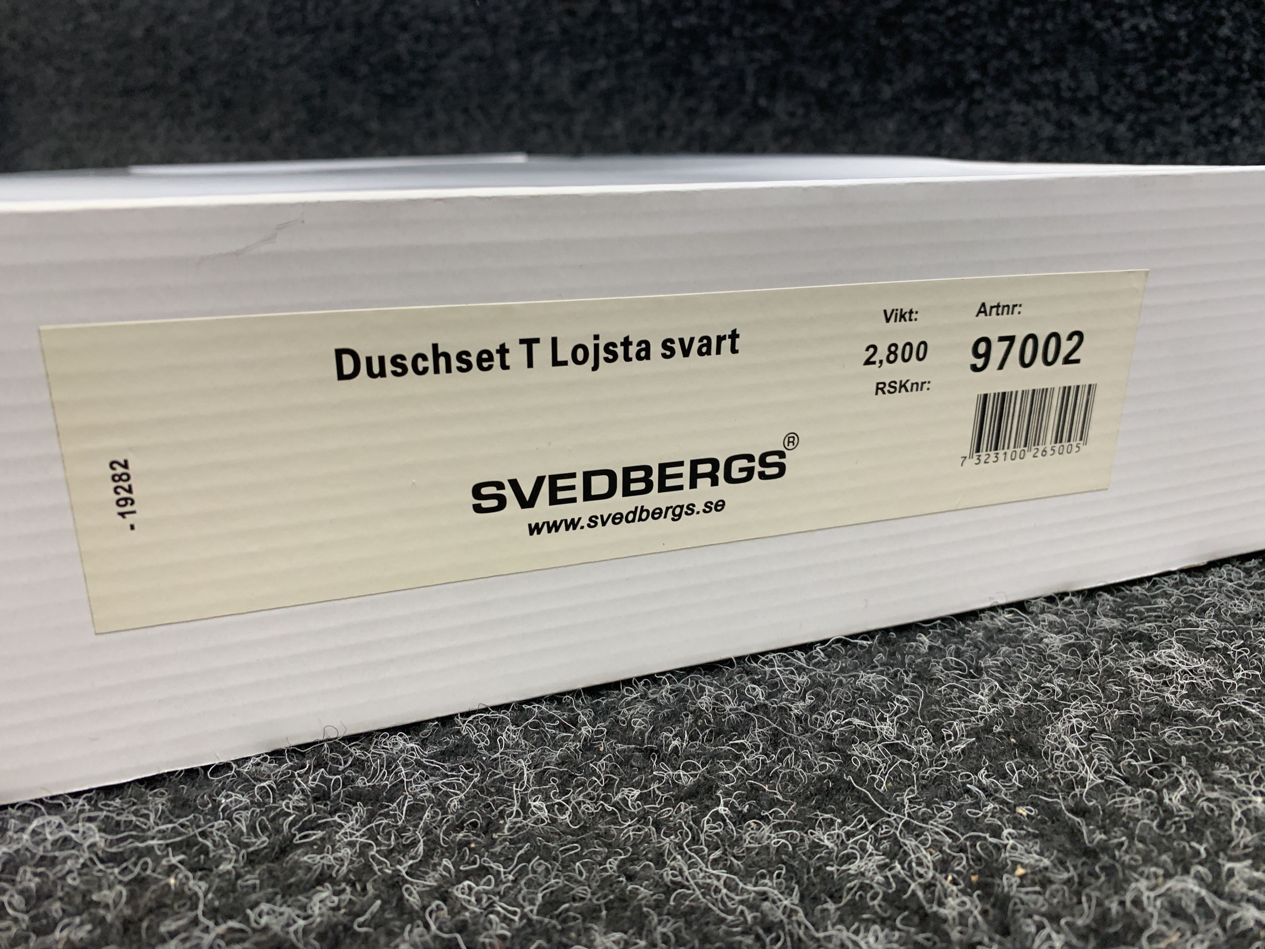 Duschset Svedbergs T Lojsta svart - Auktioner online - Nätauktioner ...