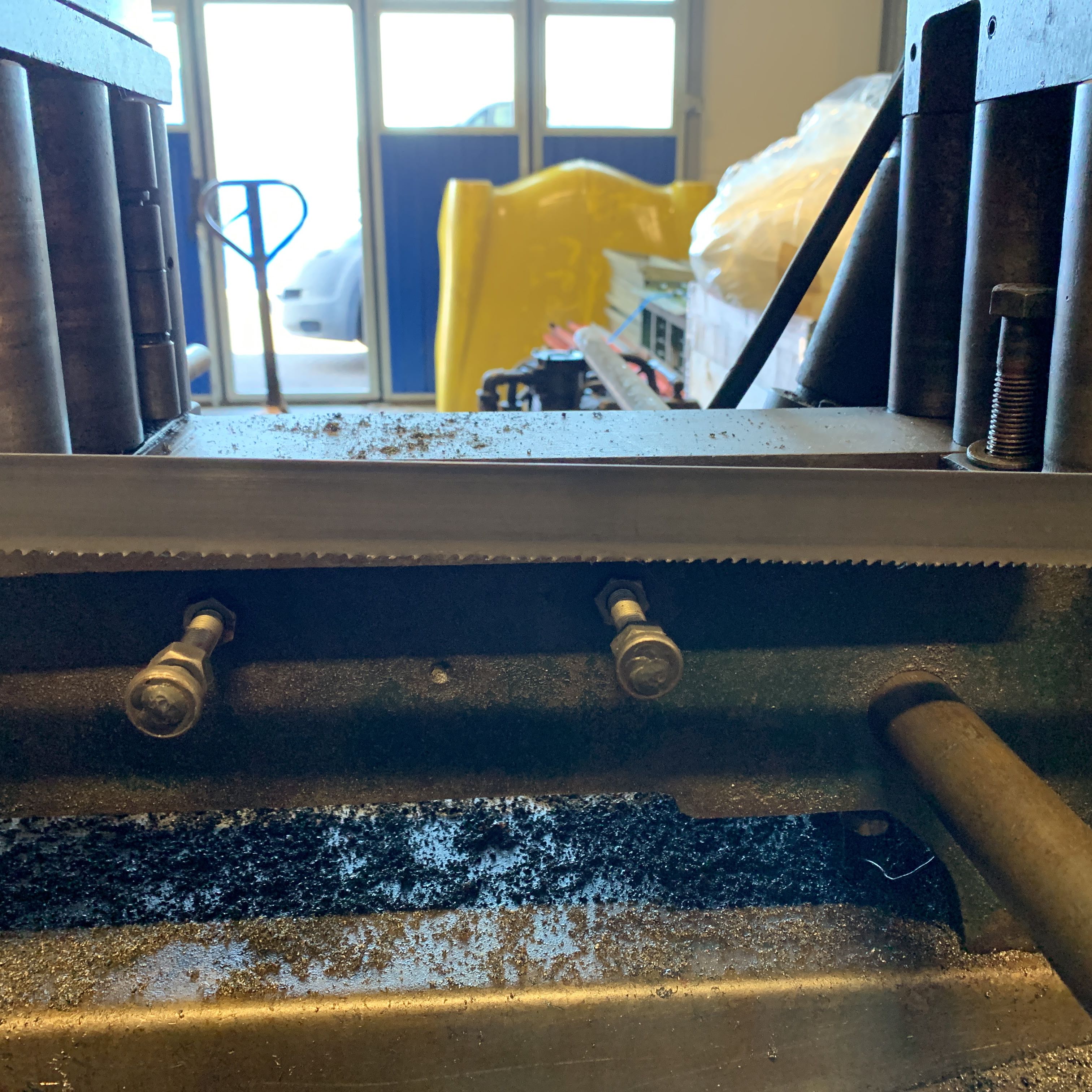 Bandsaw Pehaka Robots 250 Super - PS Auction - We value the future ...