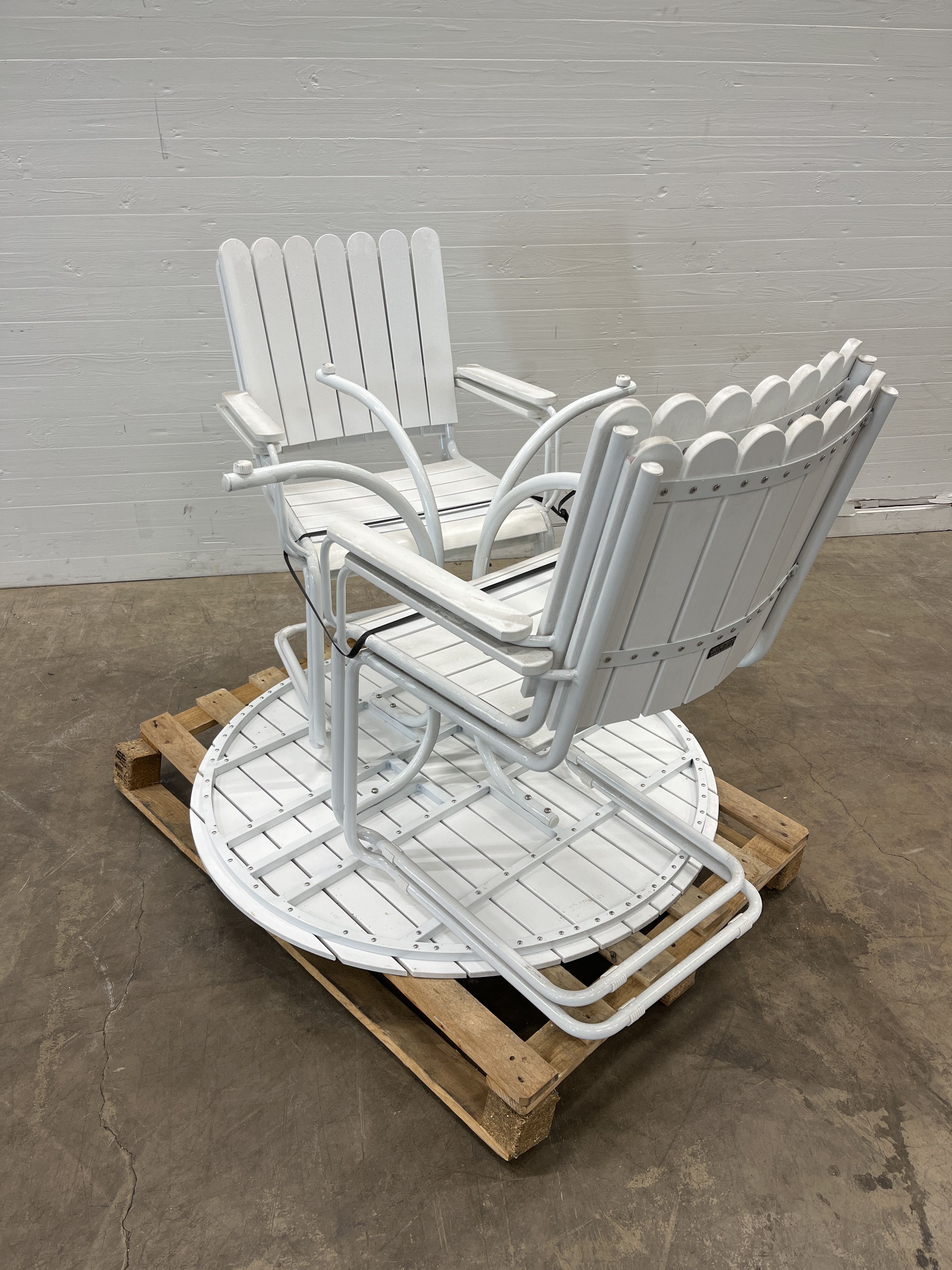 Cello Haglö Dining Group With 4 White Dining Chairs - PS Auction - We ...