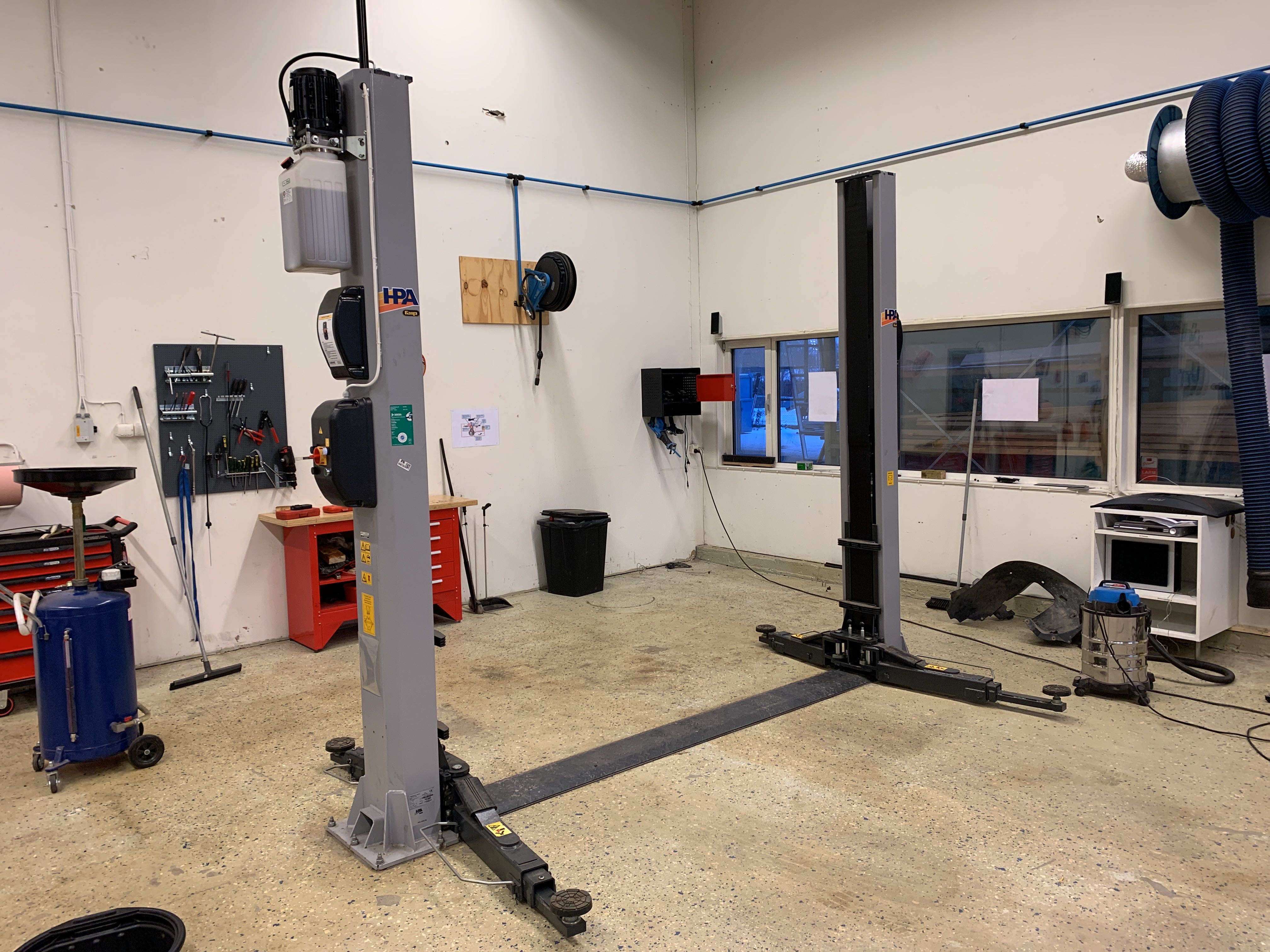 Car lift 2-pillar lift HPA P2C 235C B 3500kg -2020 - PS Auction - We value the future - Largest ...