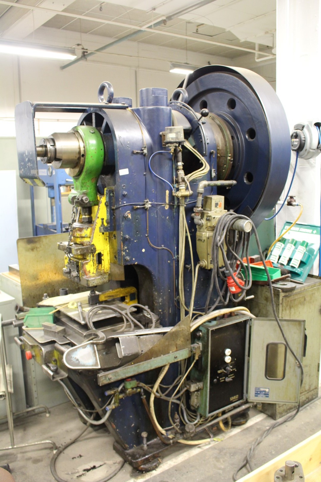 Excenterpress Aros, DSF-50, 50 tons, -66 - PS Auction - We value the ...