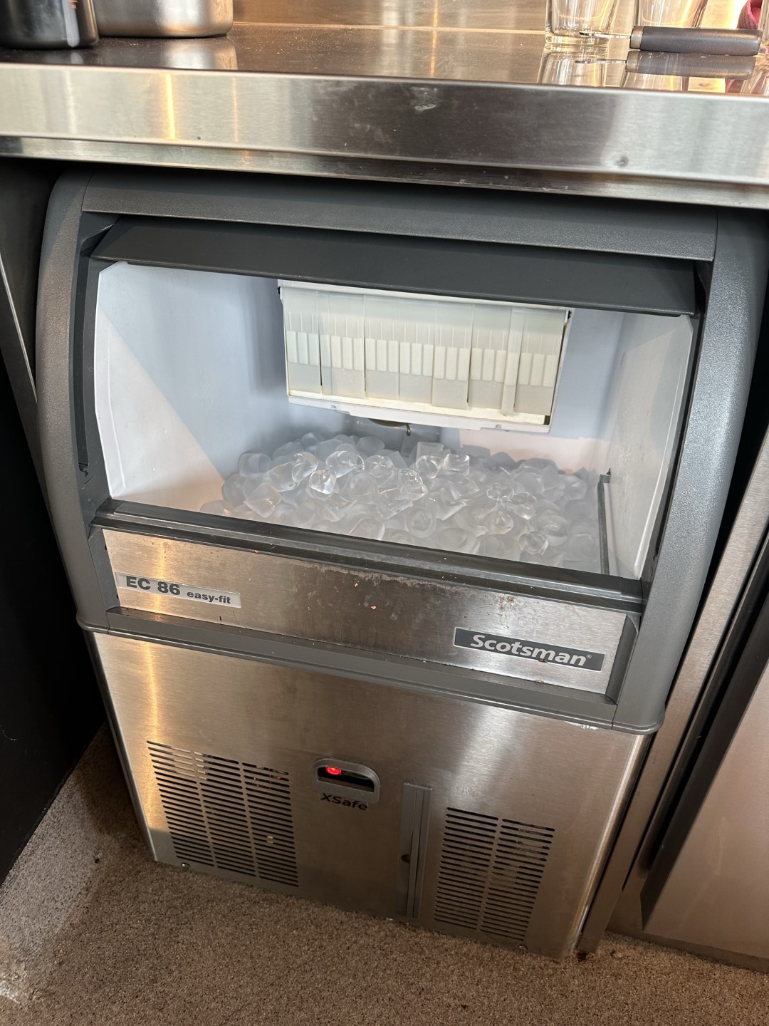 Ice machine Scotsman EC 86 easy-fit - PS Auction - We value the future ...