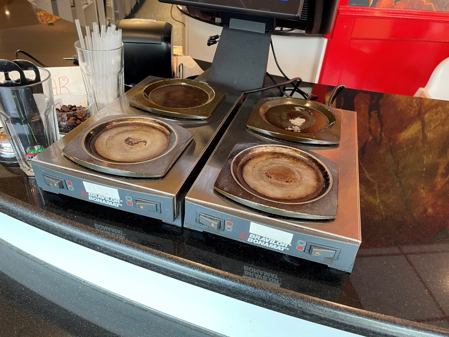 Coffee maker and hot plates Bravilor Bonamat - PS Auction - We value ...