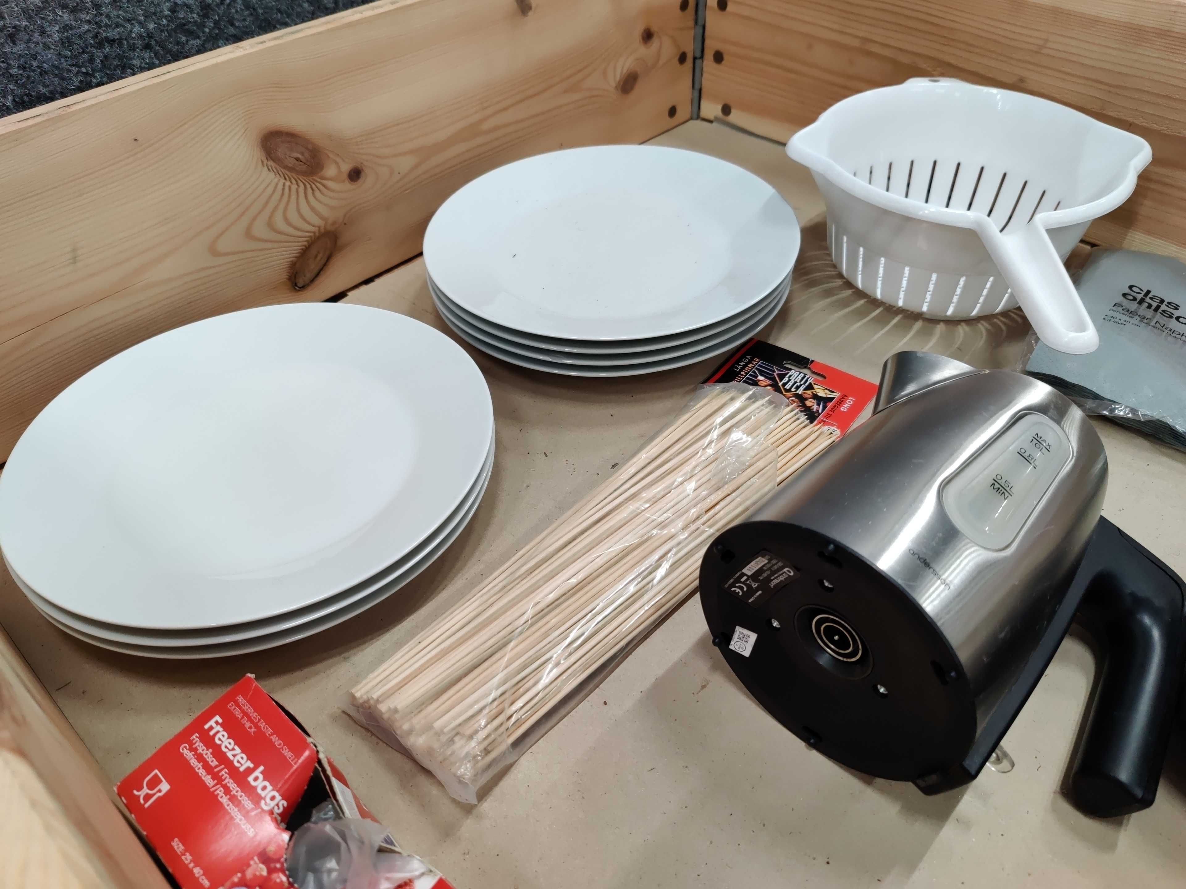 Kitchen accessories and office supplies - PS Auction - We value the ...