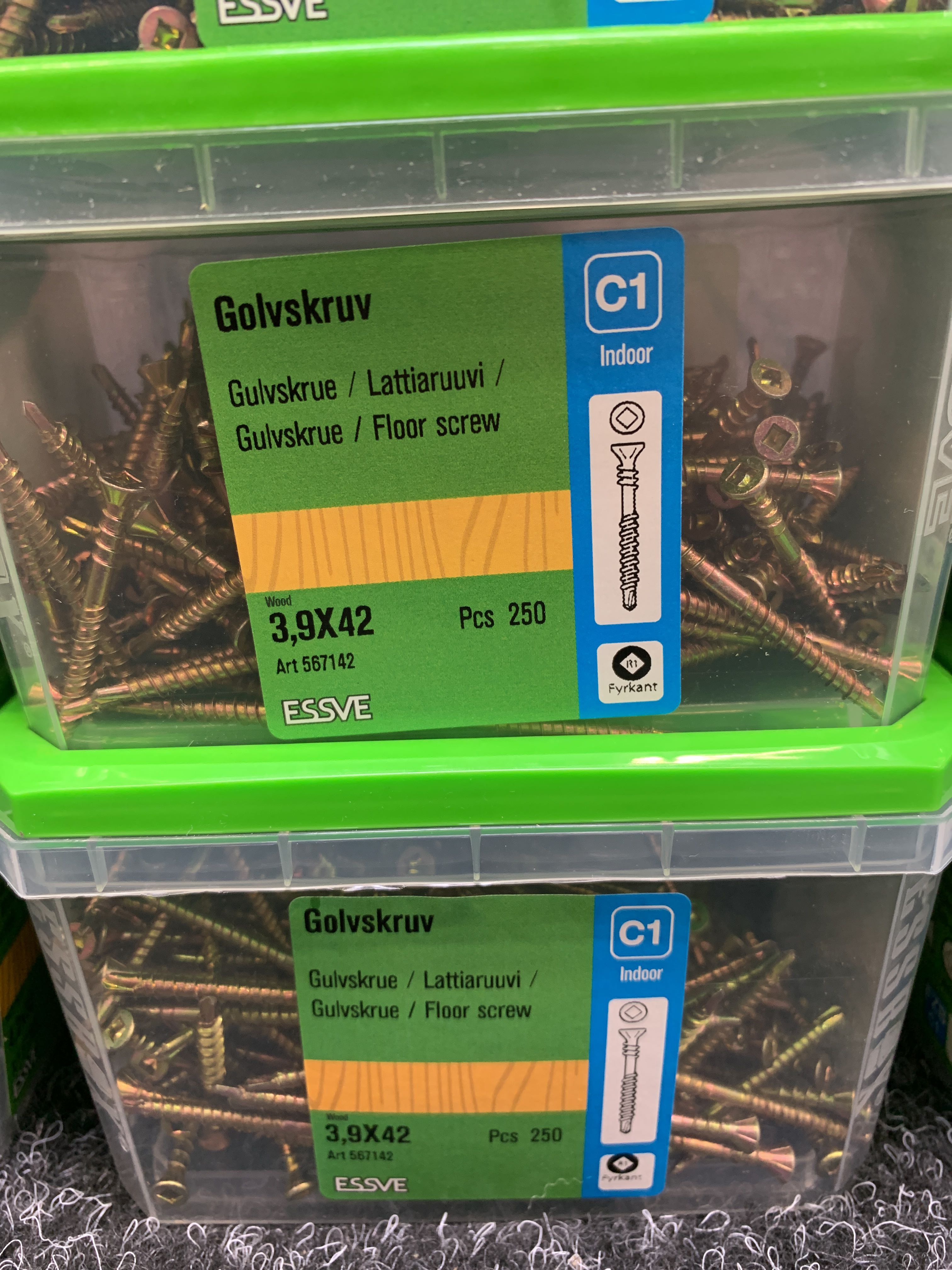 Sortiment med montageskruv, golvskruv, gipsskruv & list-sockelskruv ...