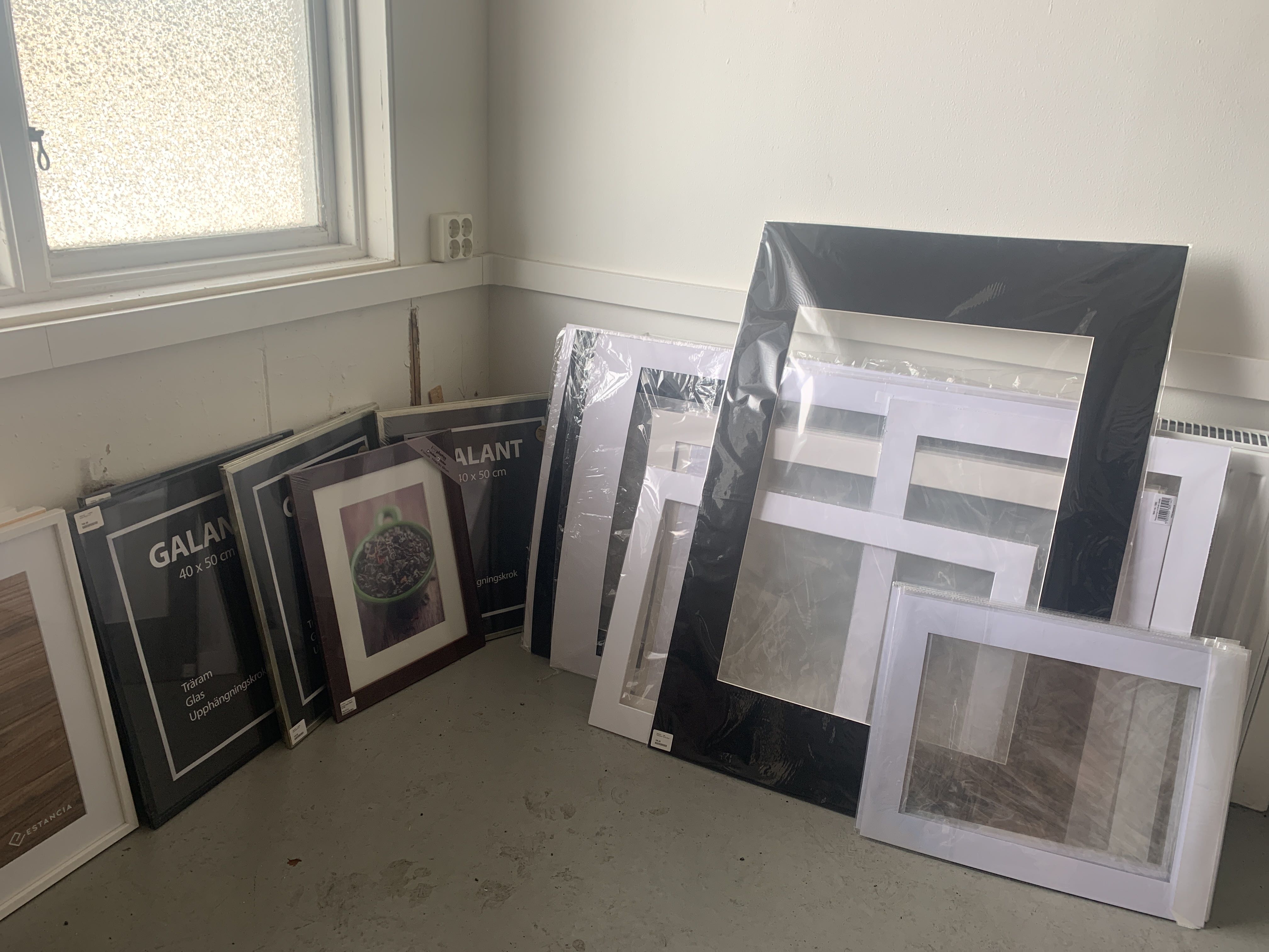 Picture frames, photo frames, mounts - PS Auction - We value the future ...