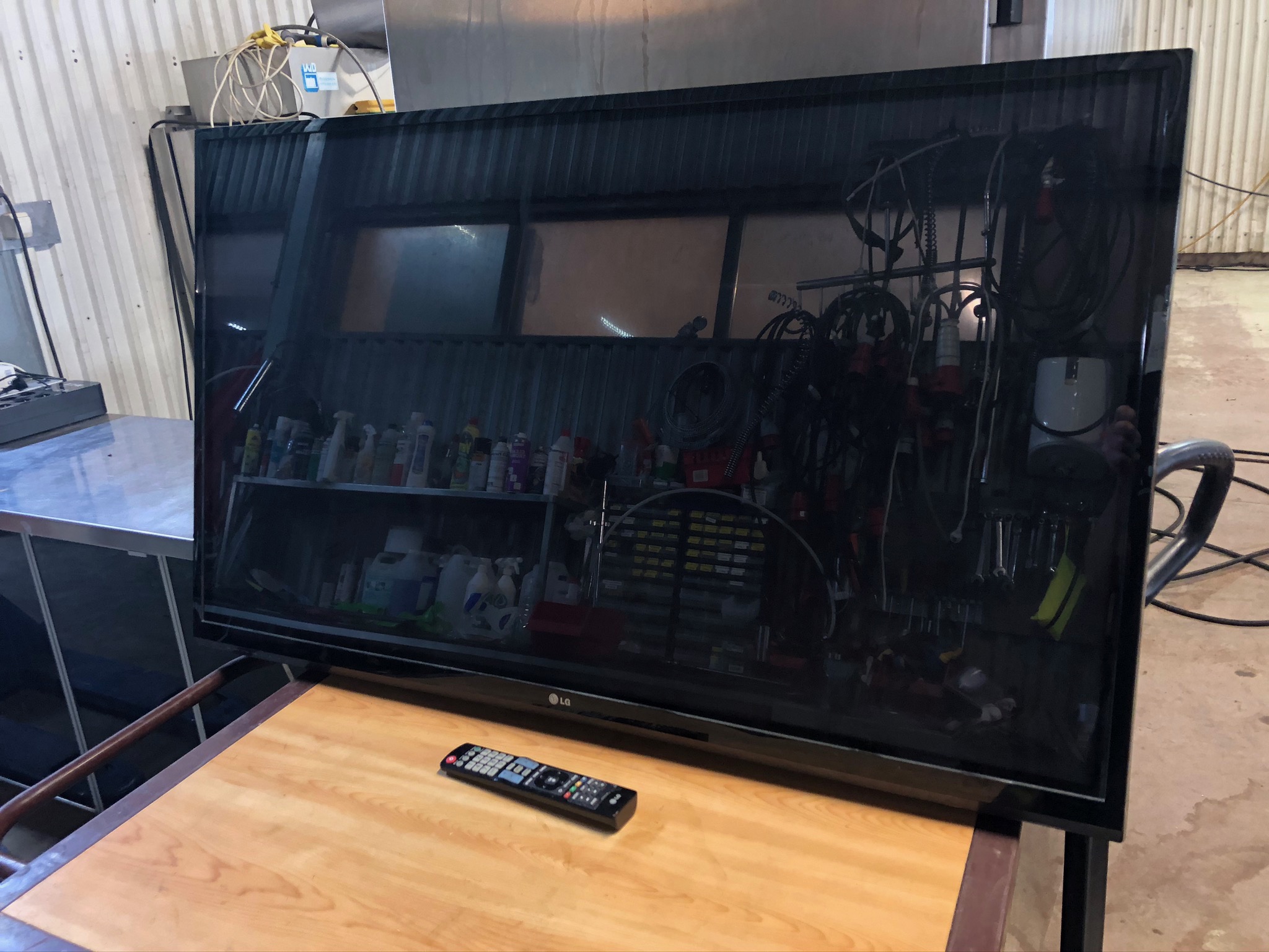 LG 50PA550T 50" plasma-TV - Full HD - Auktioner online - Nätauktioner ...
