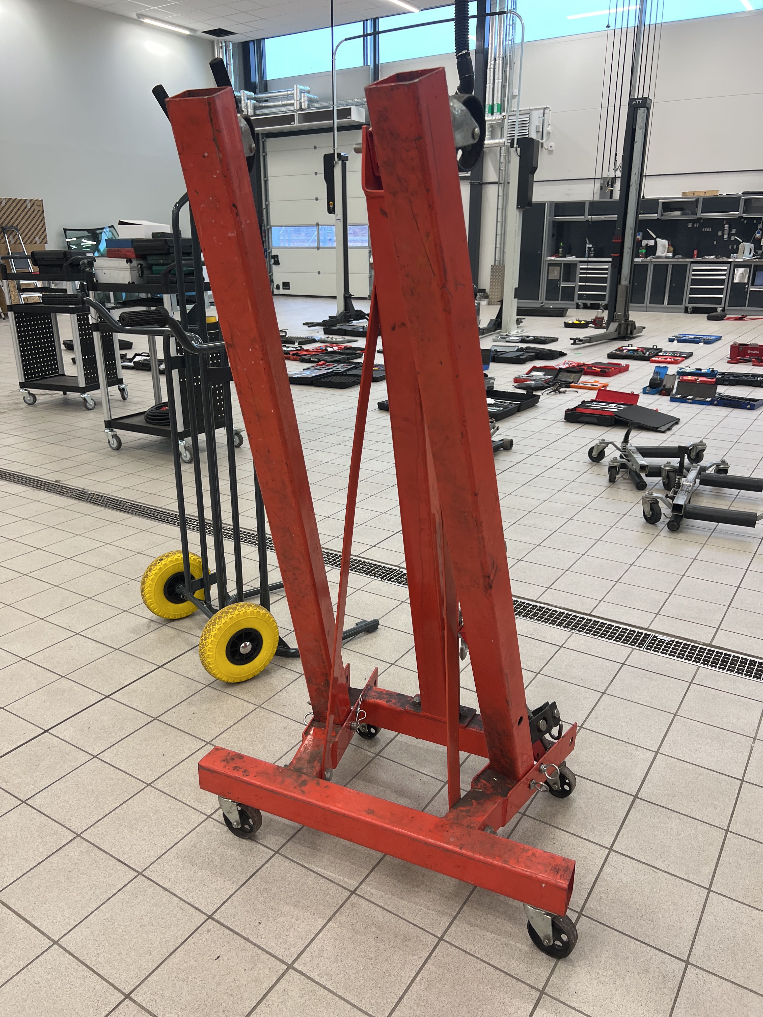 Motorlyft 8 ton - Pela - Auktioner online - Nätauktioner ...