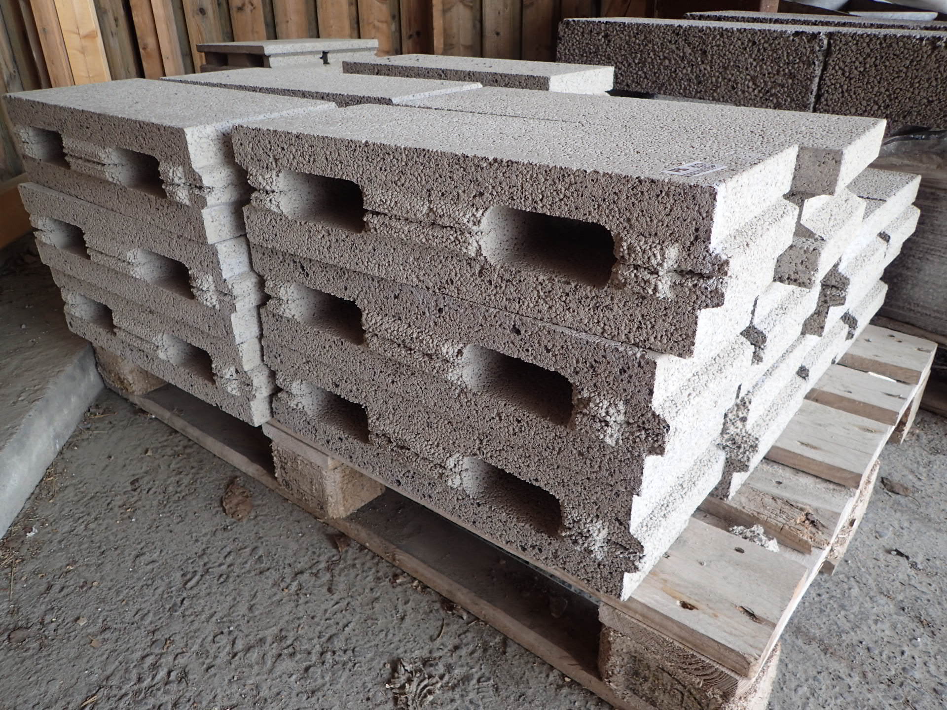 Leca block - PS Auction - We value the future - Largest in net auctions