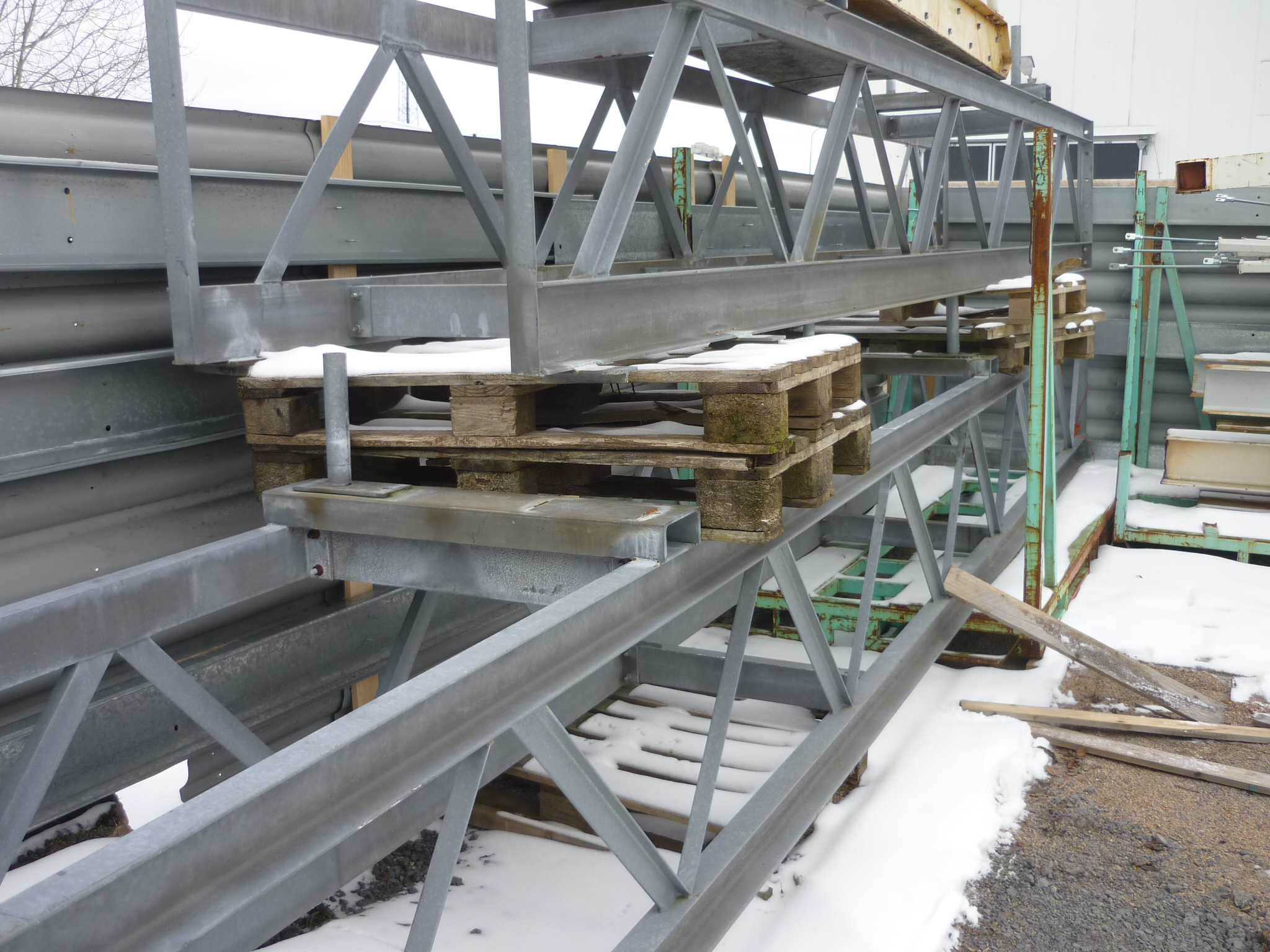 2 st Galvaniserade fackverk - Auktioner online - Nätauktioner ...