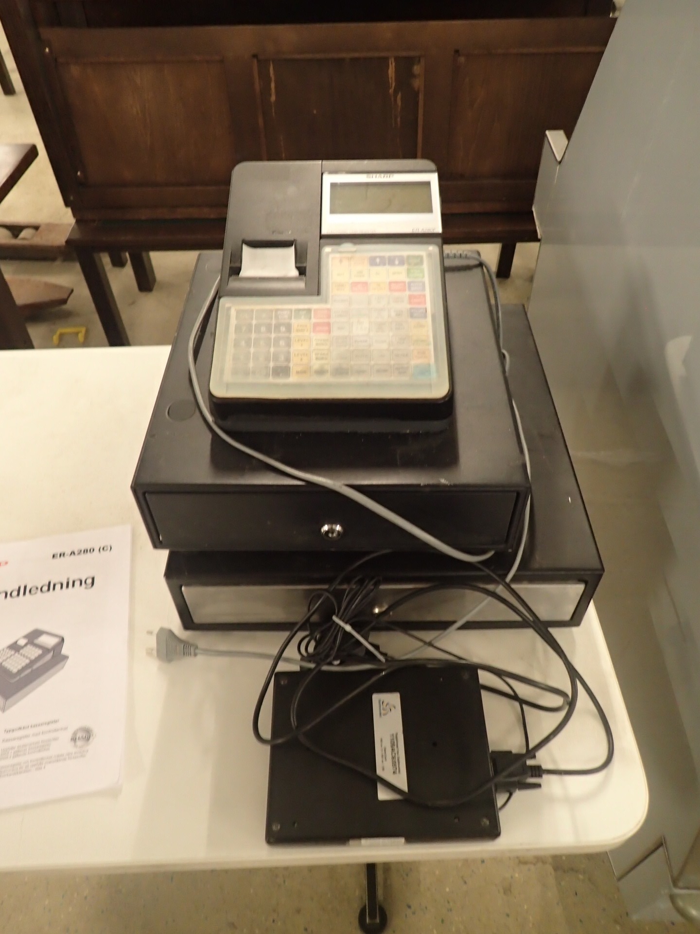 Sharp kassasystem - Auktioner online - Nätauktioner & Konkursauktioner ...