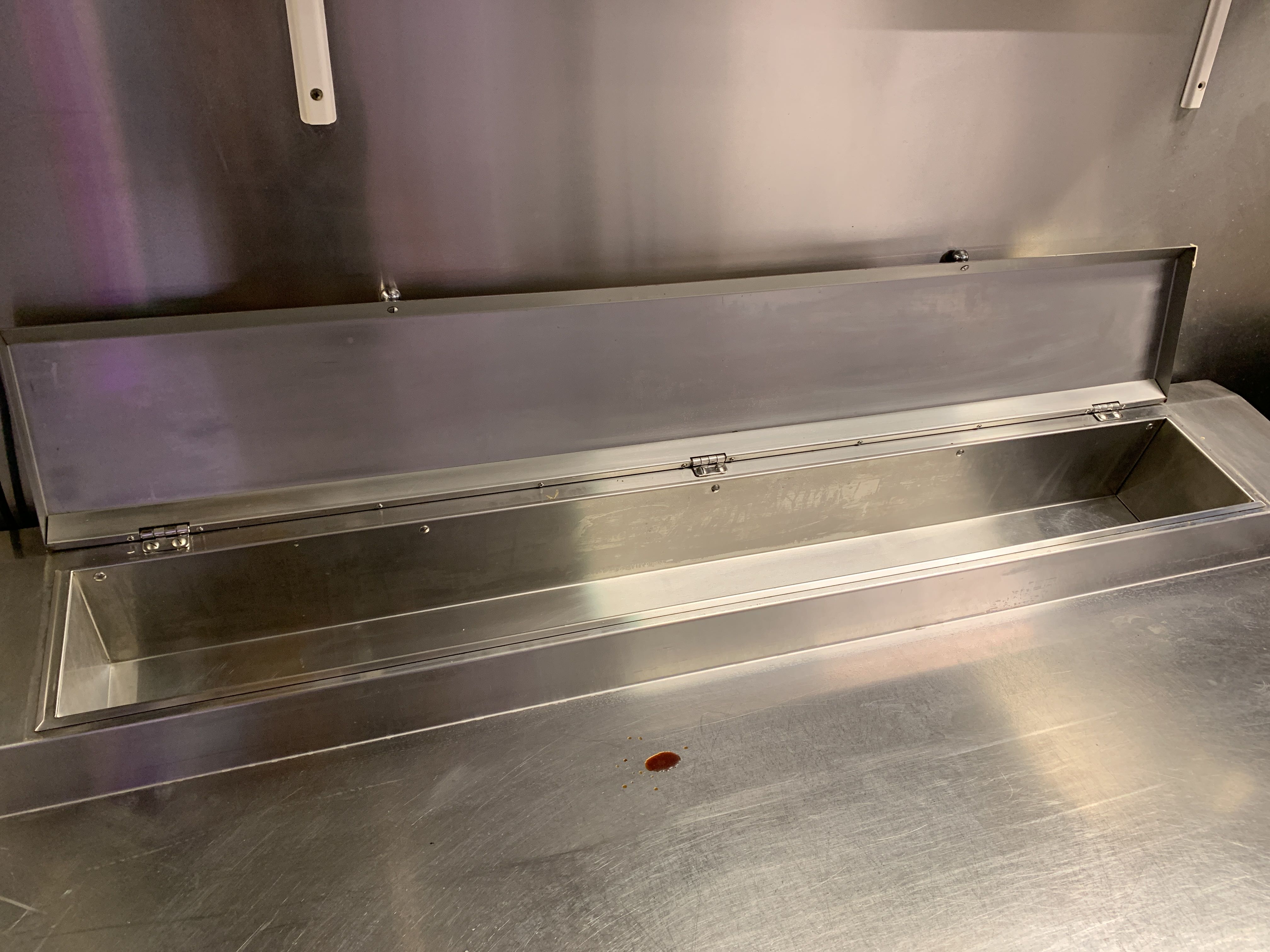 Cooling bench with ten drawers and cooling trough Metos -2017 - PS ...