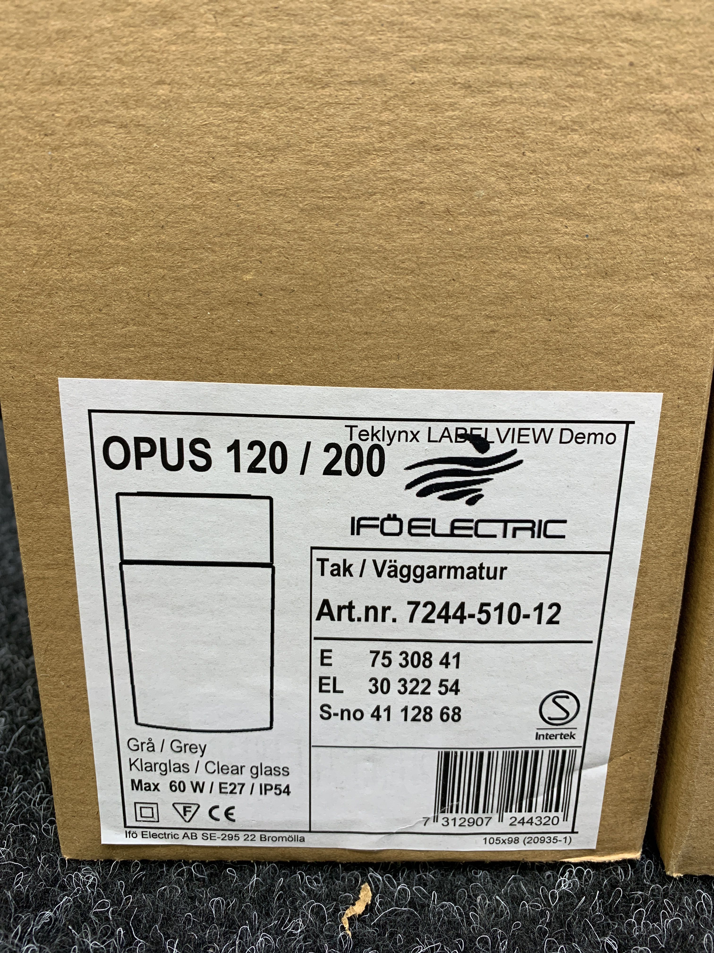 4 st tak- och väggarmaturer Ifö Electric Opus 120/200 - Auktioner online - Nätauktioner ...