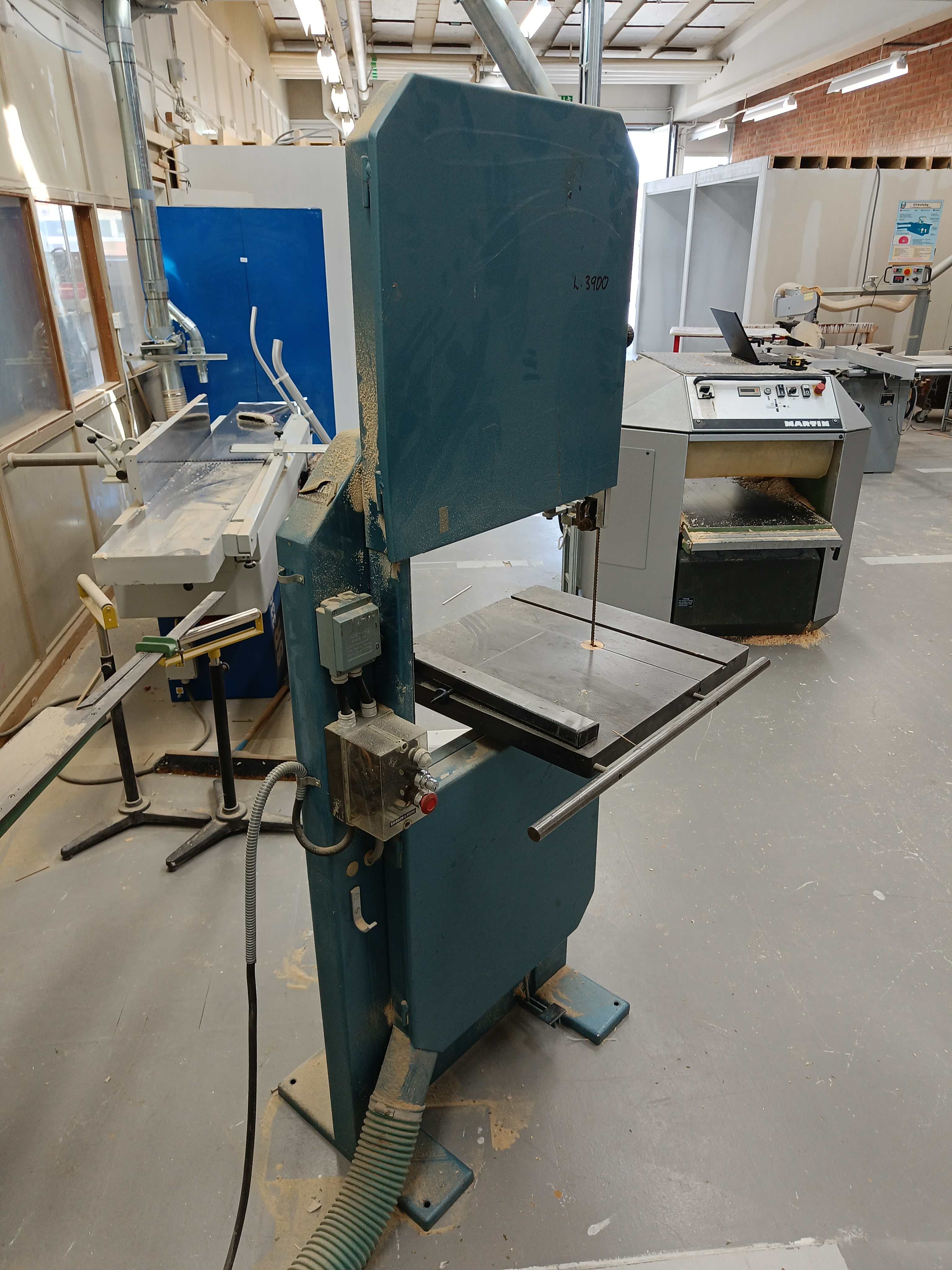 Bandsaw Lini-Machines LBS570 - PS Auction - We value the future ...