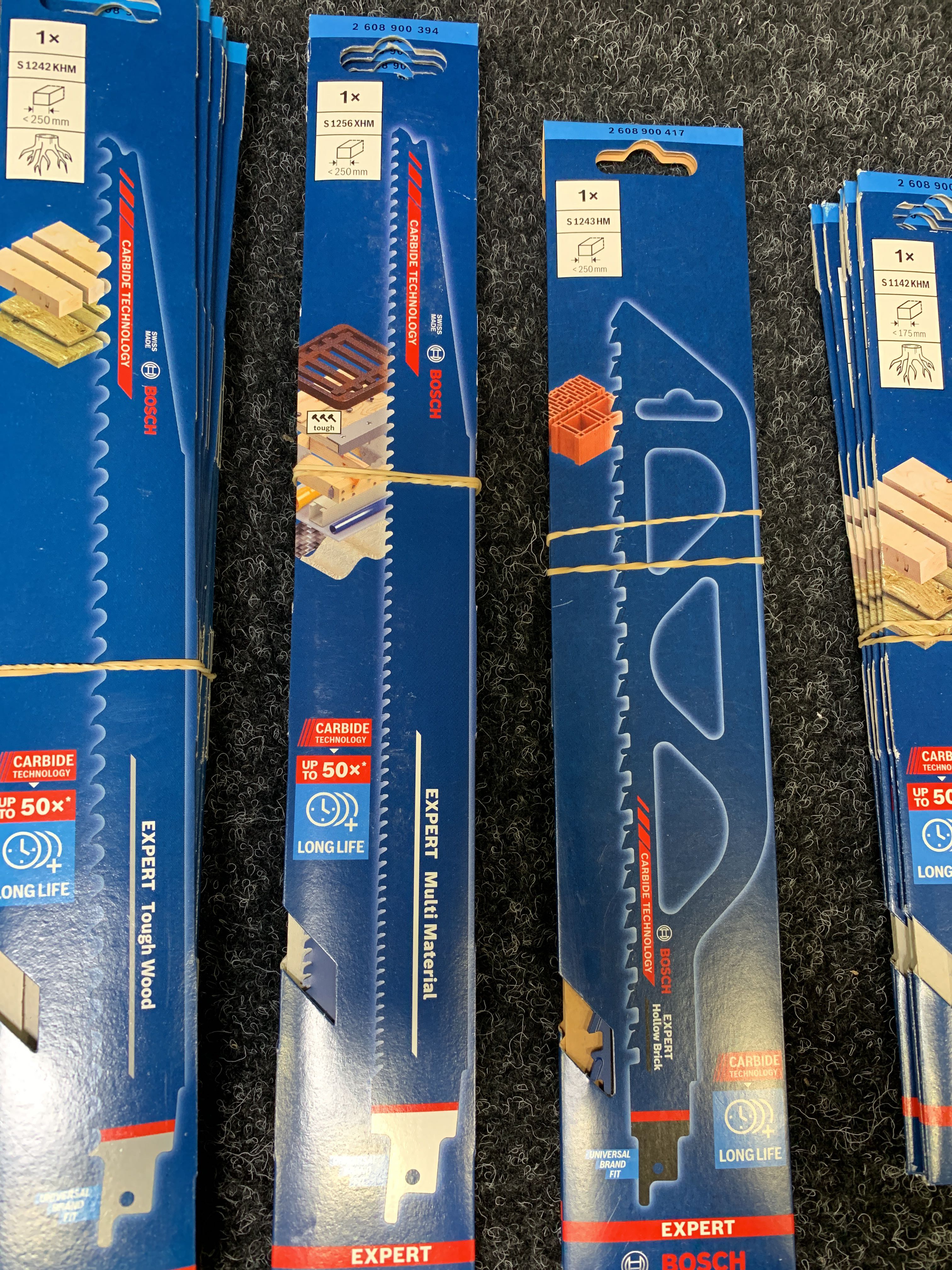 Assortment of tiger saw blades Bosch - PS Auction - We value the future ...