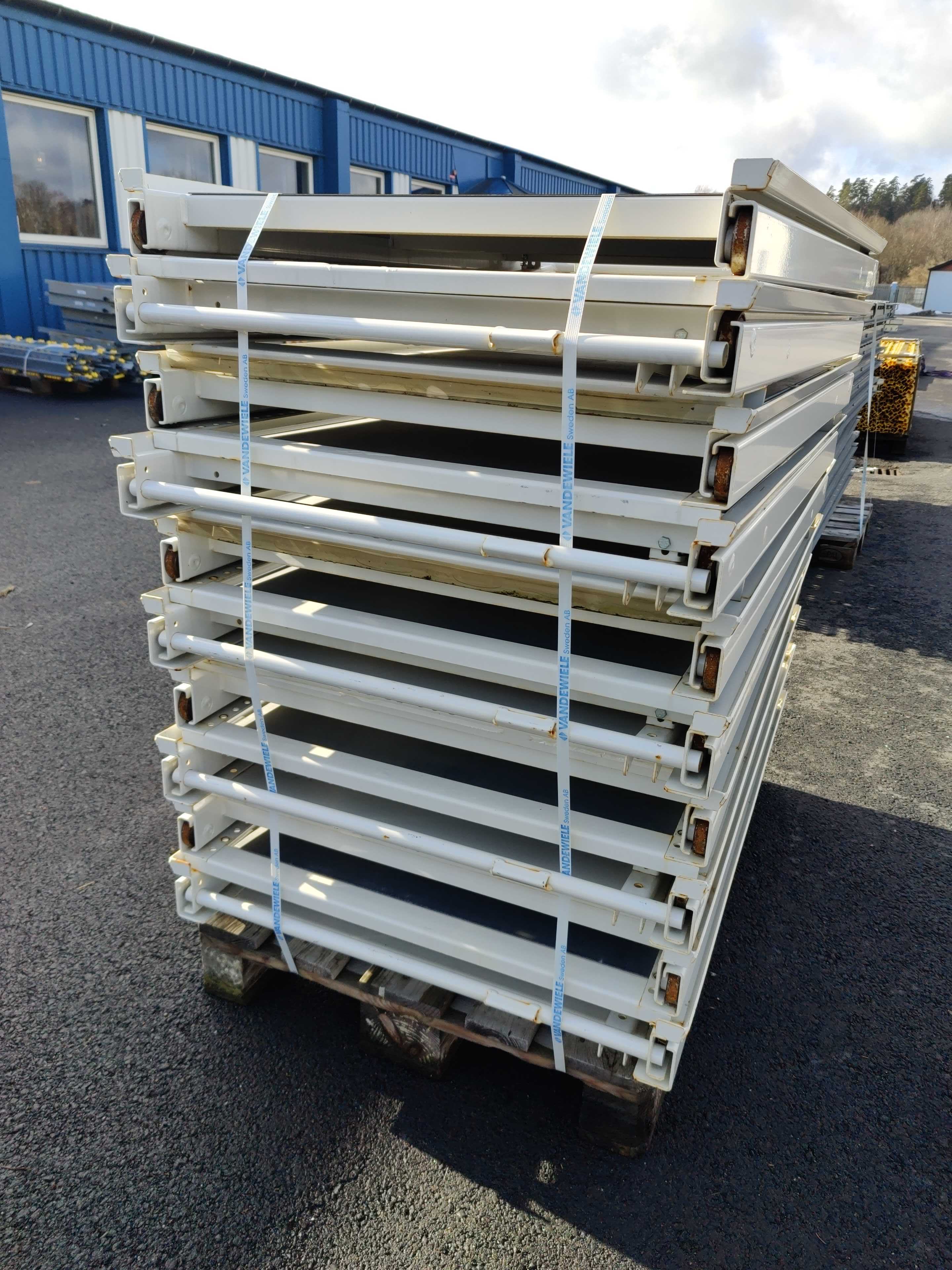 10 pull-out units for full pallets - PS Auction - We value the future ...