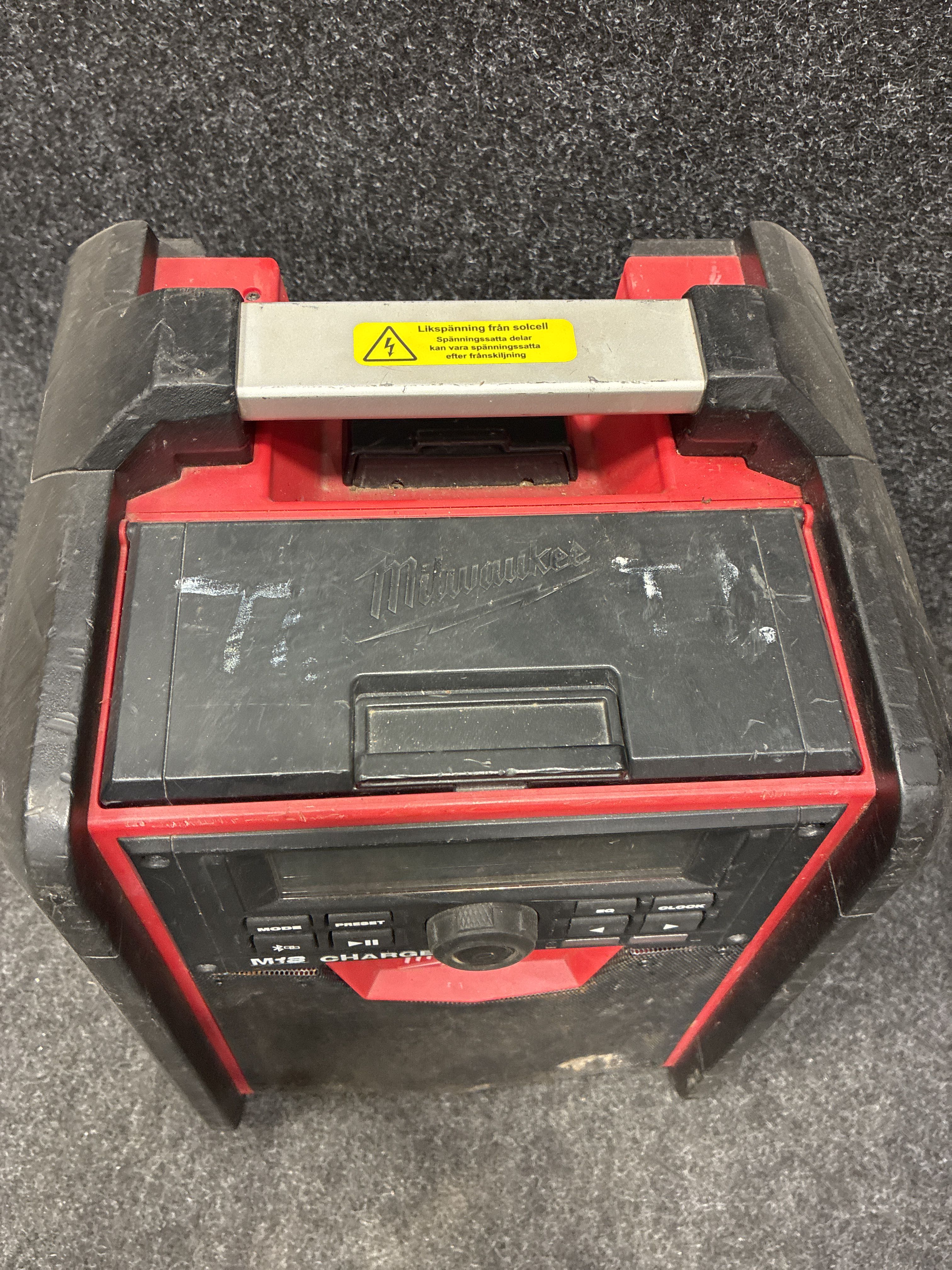 Byggradio Milwaukee M18 RC - Auktioner online - Nätauktioner ...