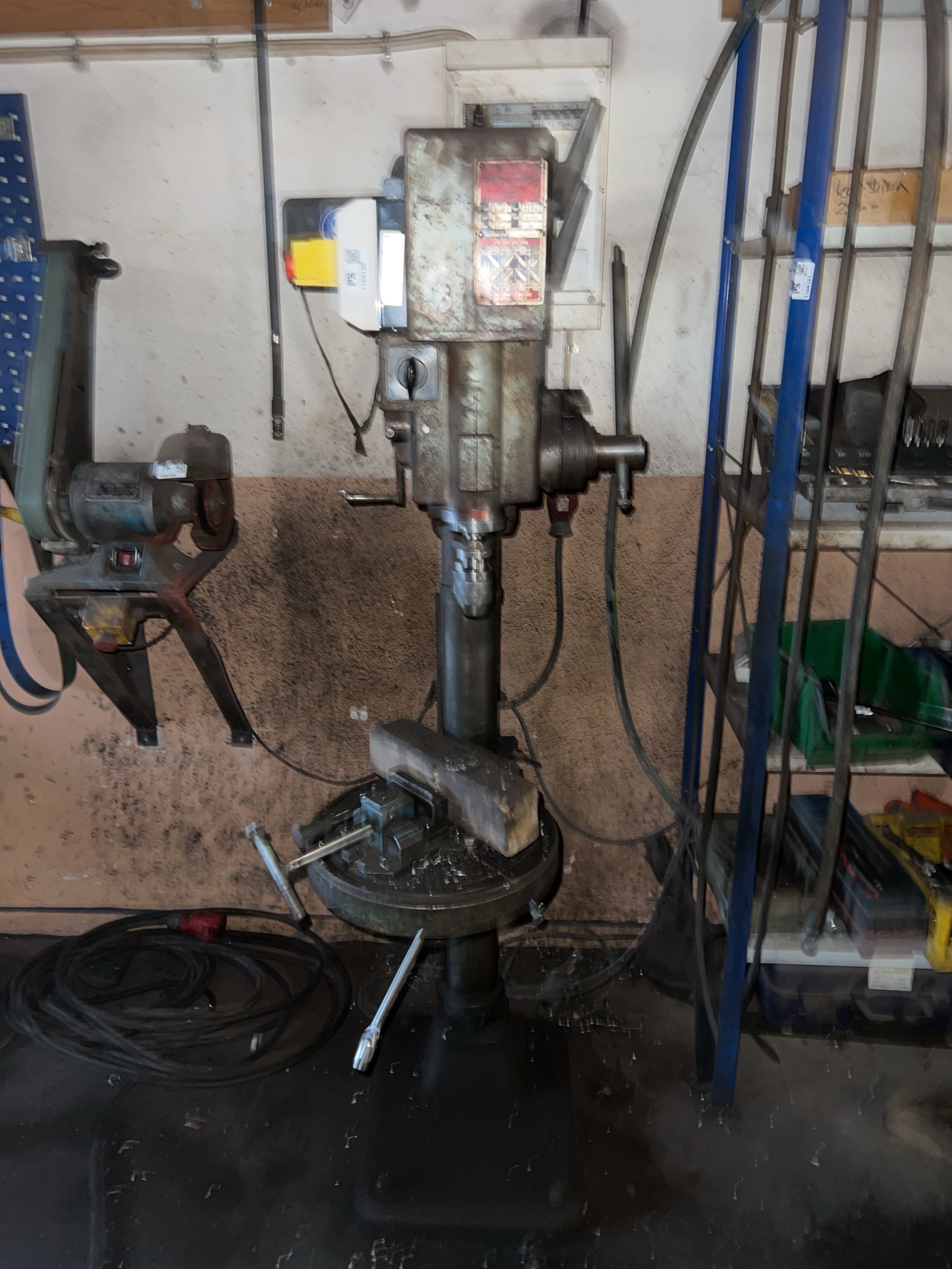 Pelarborrmaskin Strands CS30/3 - Auktioner online - Nätauktioner ...