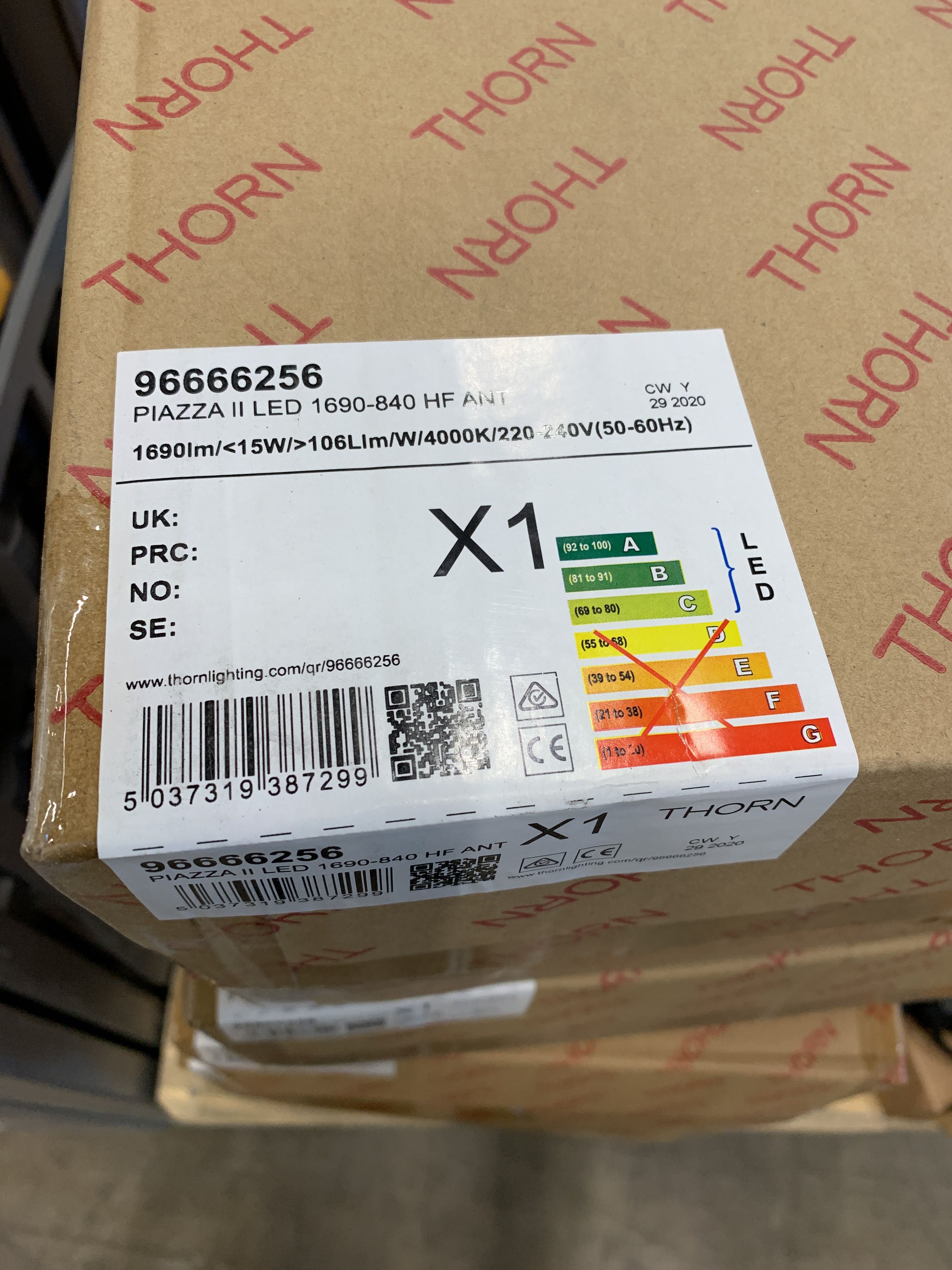 Väggarmatur Thorn PIAZZA II LED - Auktioner online - Nätauktioner ...