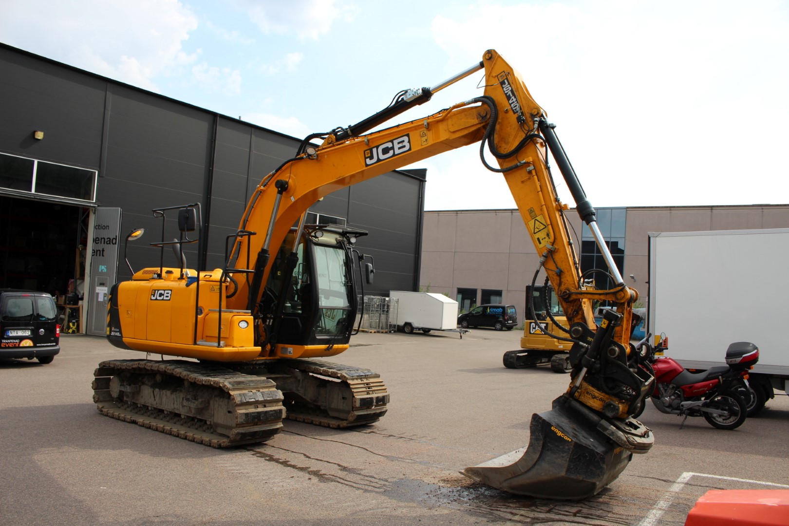 Bandgrävare JCB JS145 -2016 (498h, rototilt) - PS Auction - We value ...
