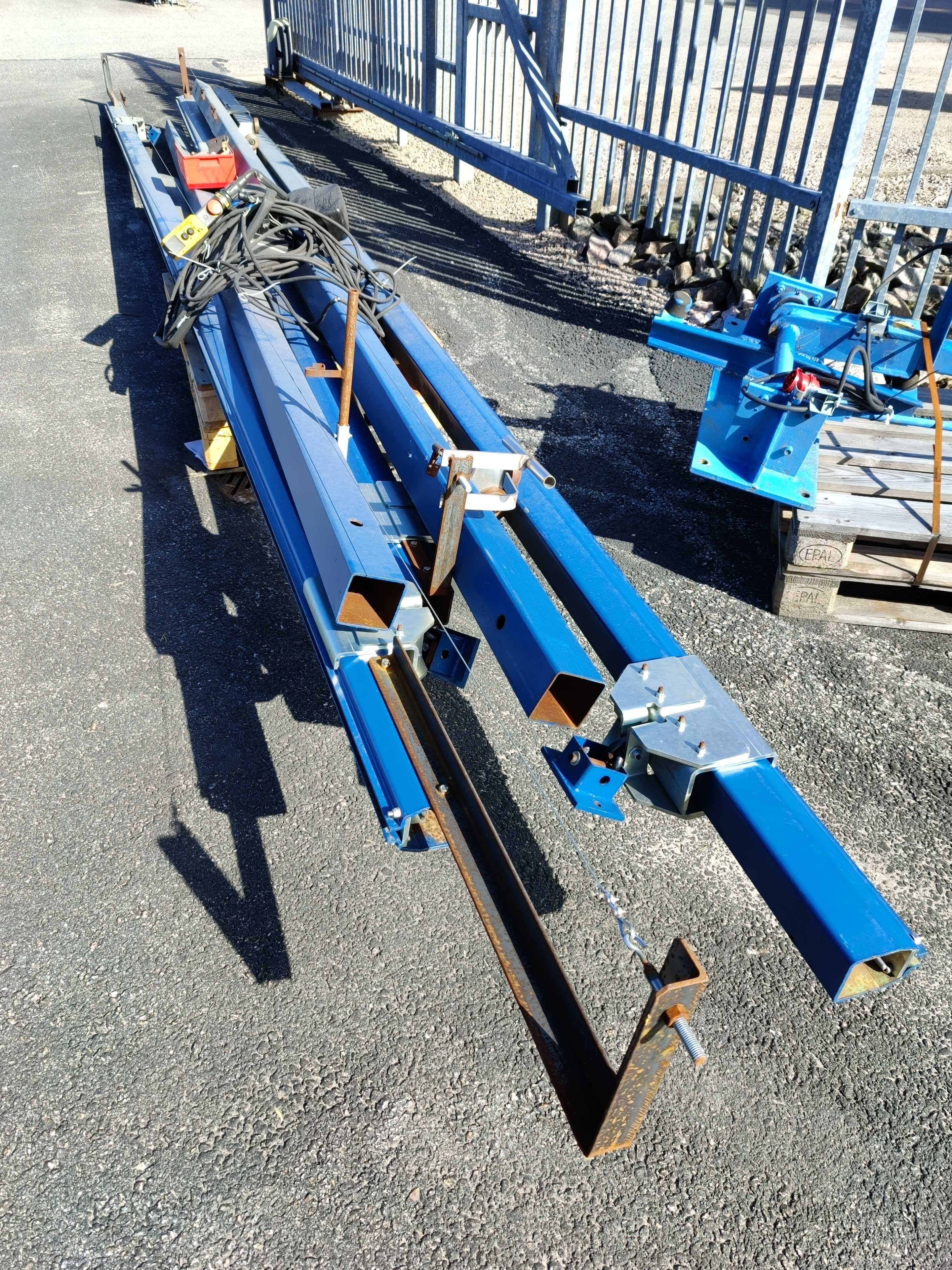 Traverssystem med telfer Abus - Auktioner online - Nätauktioner ...