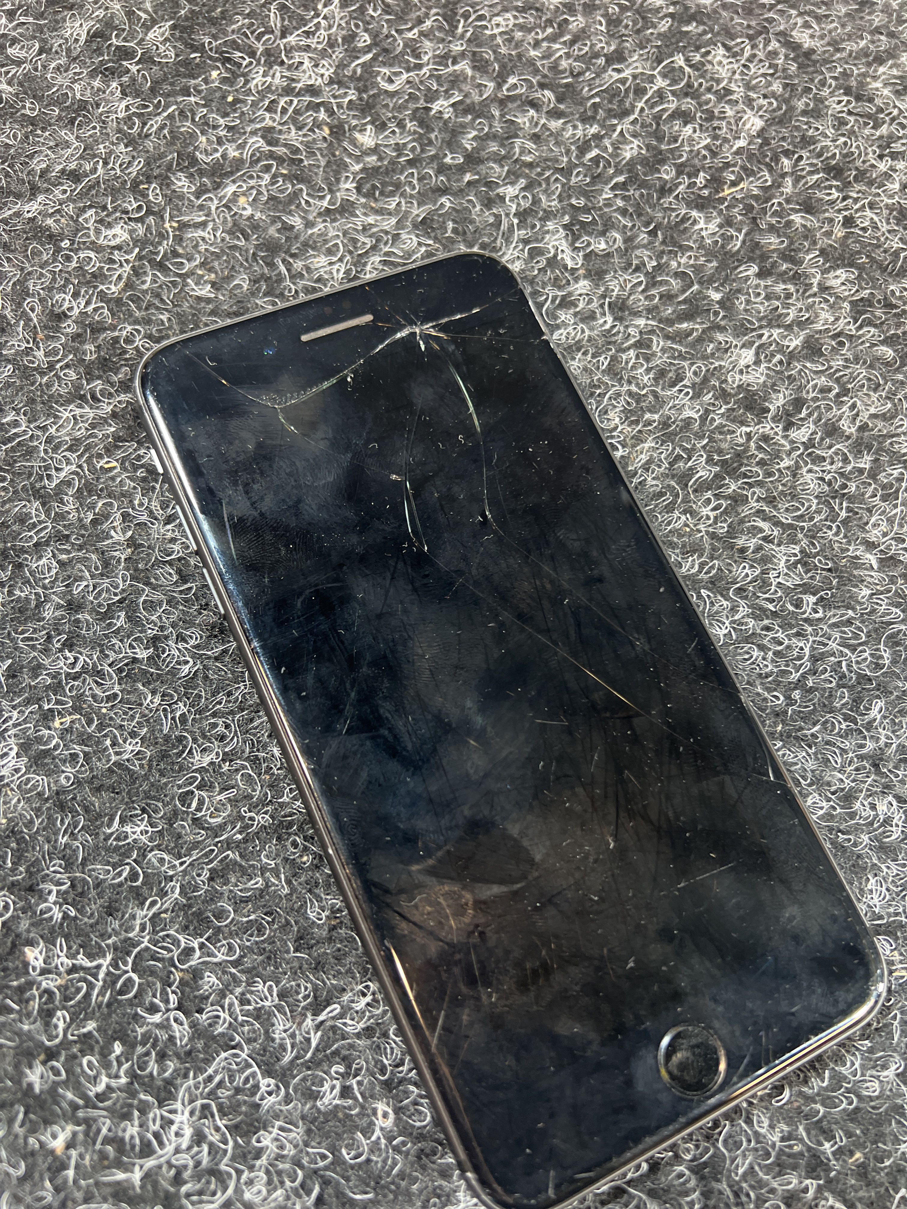 Mobiltelefon - Apple iPhone 8 Plus - Auktioner online - Nätauktioner ...