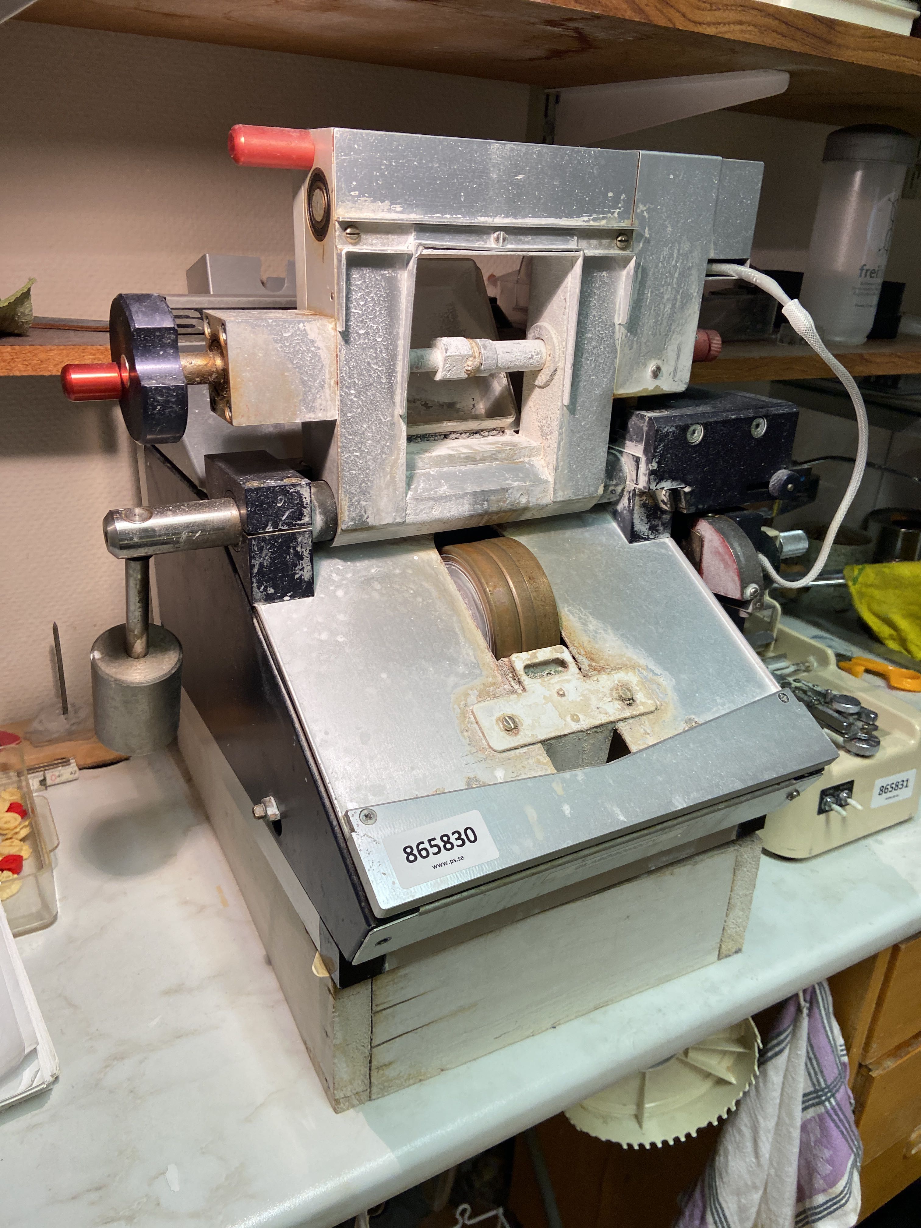 Drop / edge machine Sefo Unicomb RD123 - PS Auction - We value the ...