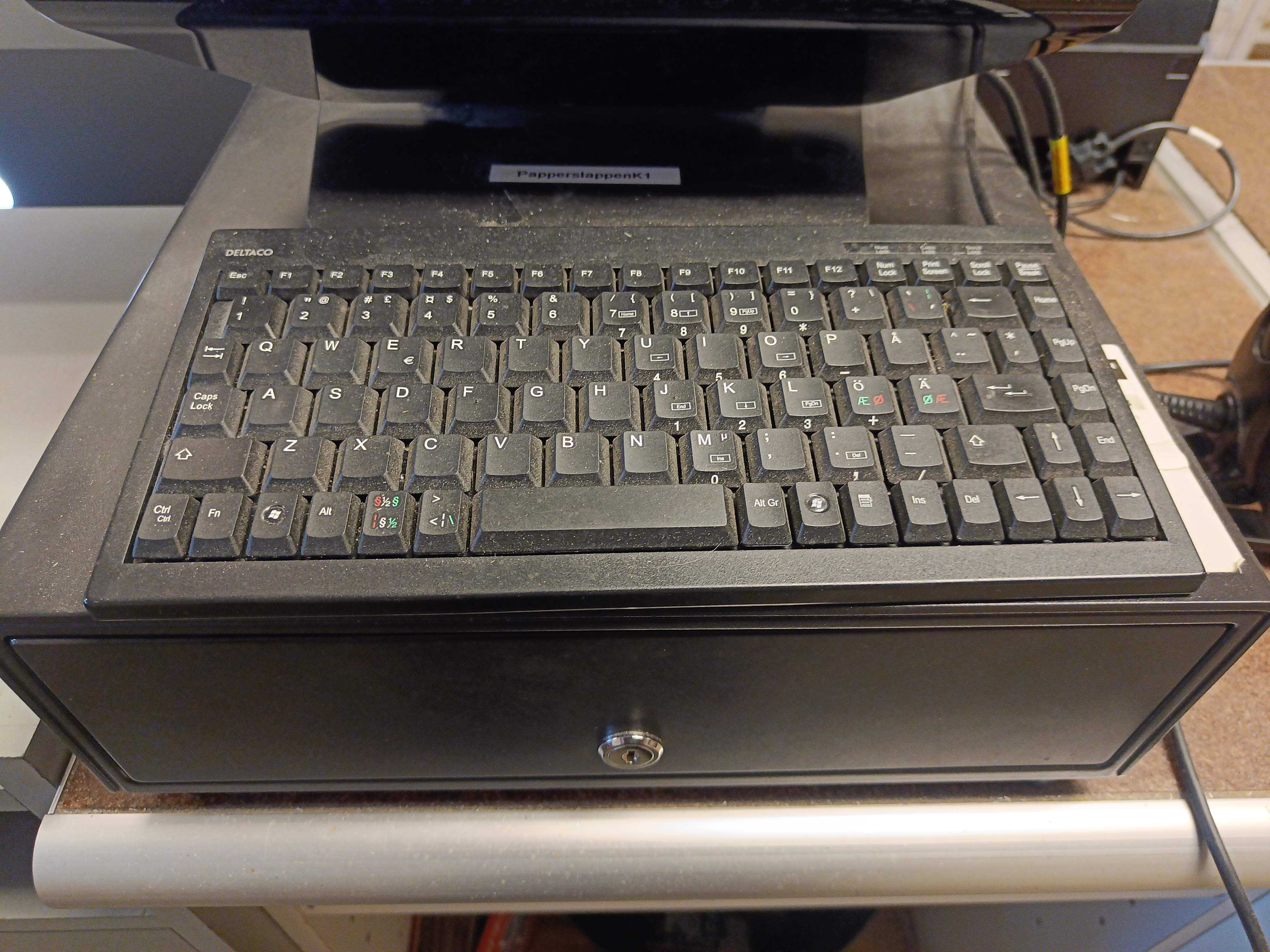 Kassasystem Sharp - Auktioner online - Nätauktioner & Konkursauktioner ...