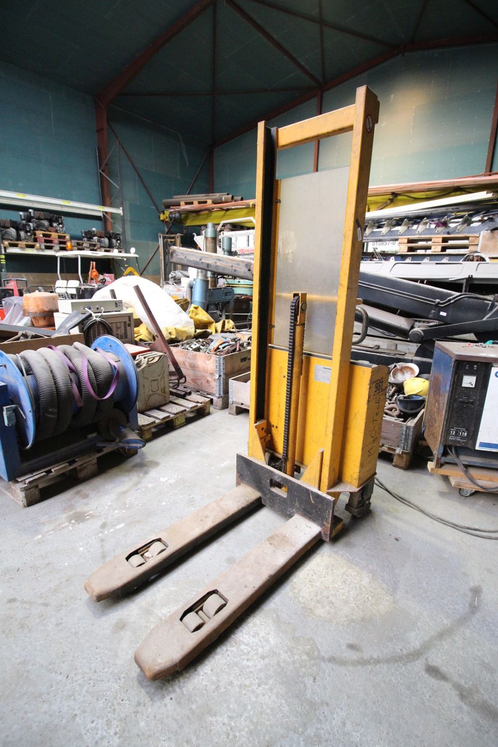 Electric stacker Jungheinrich HC10 G56115-160E - PS Auction - We value ...
