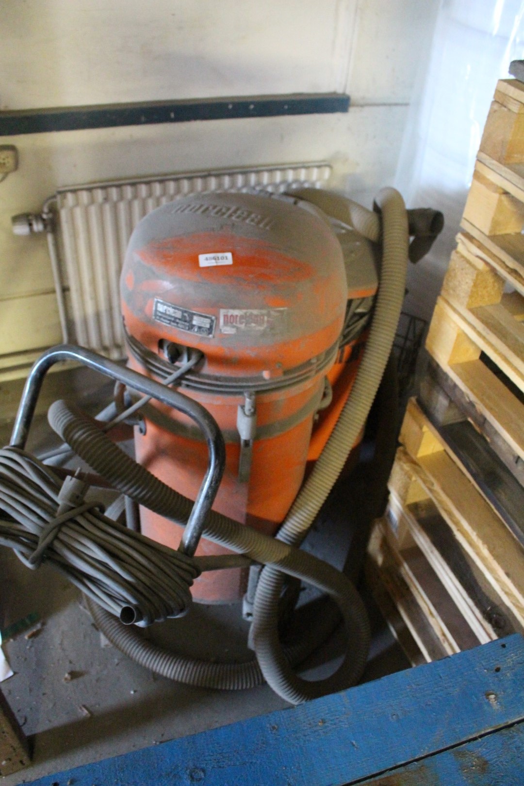 Industridammsugare, Norclean, Äldre - Auktioner online - Nätauktioner ...