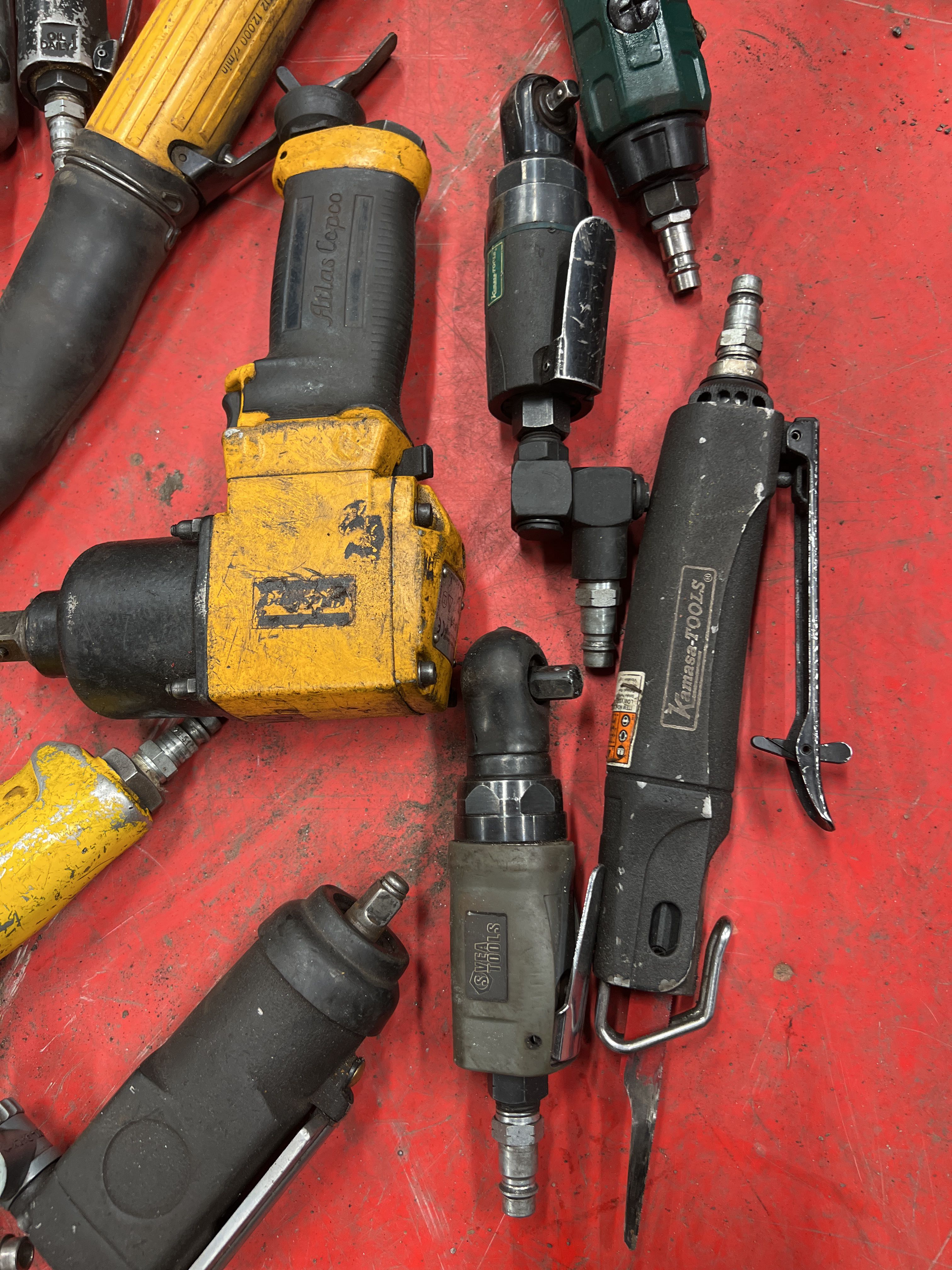 Various air hand tools, 23 pieces - PS Auction - We value the future ...
