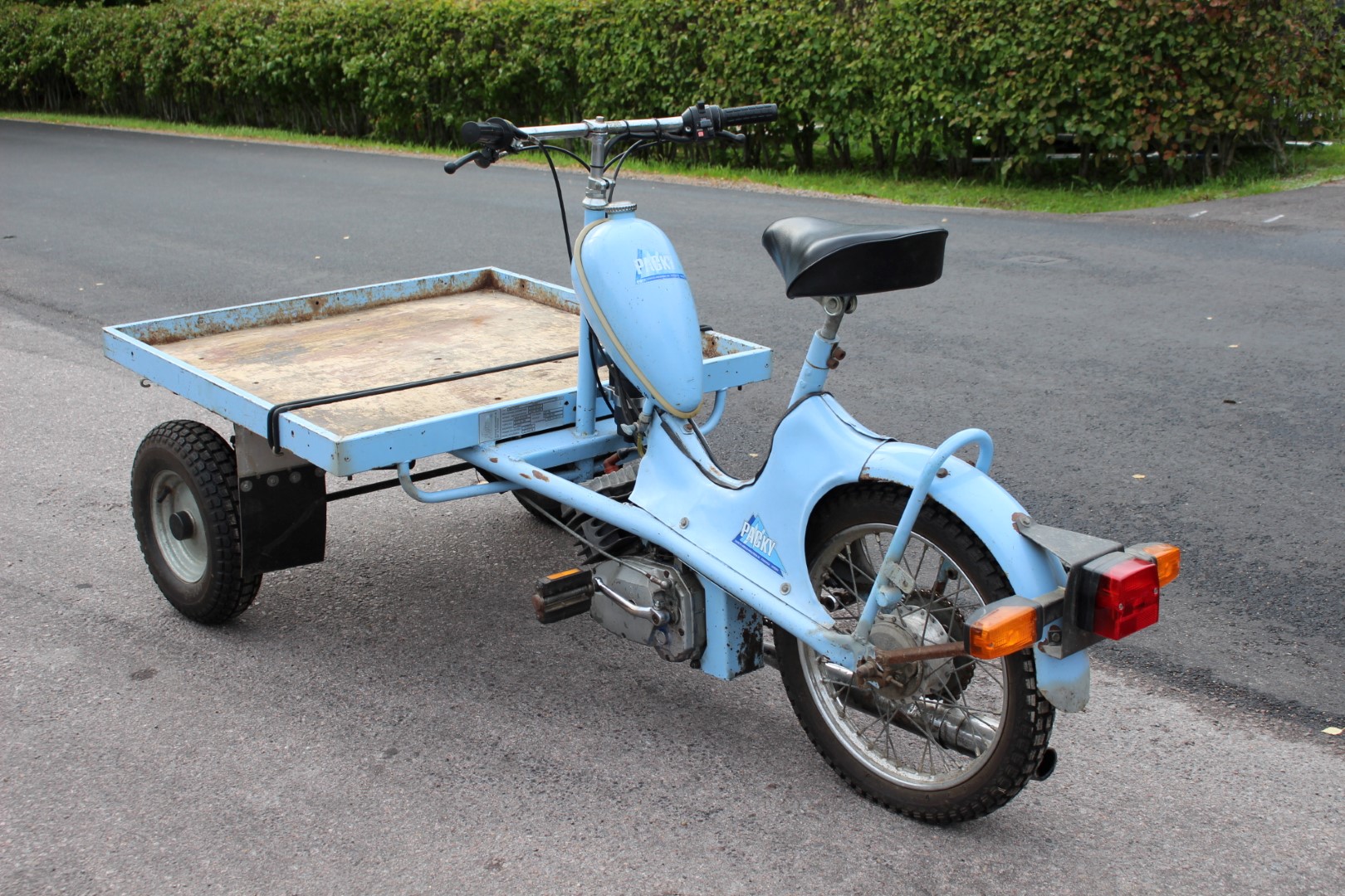 Flakmoped Packy - Auktioner online - Nätauktioner & Konkursauktioner ...