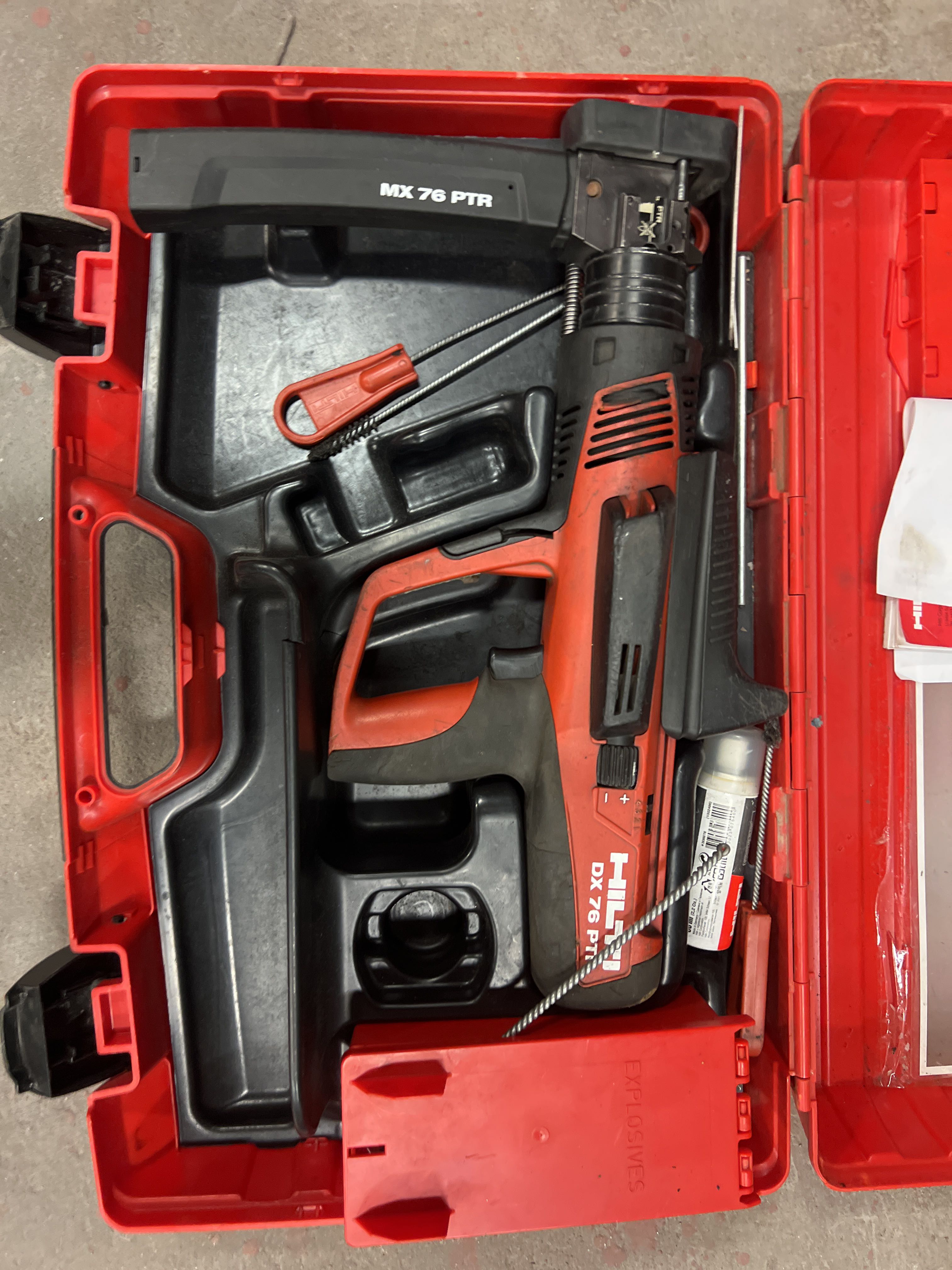 Bultpistol - Hilti DX 76 PTR - Auktioner online - Nätauktioner ...