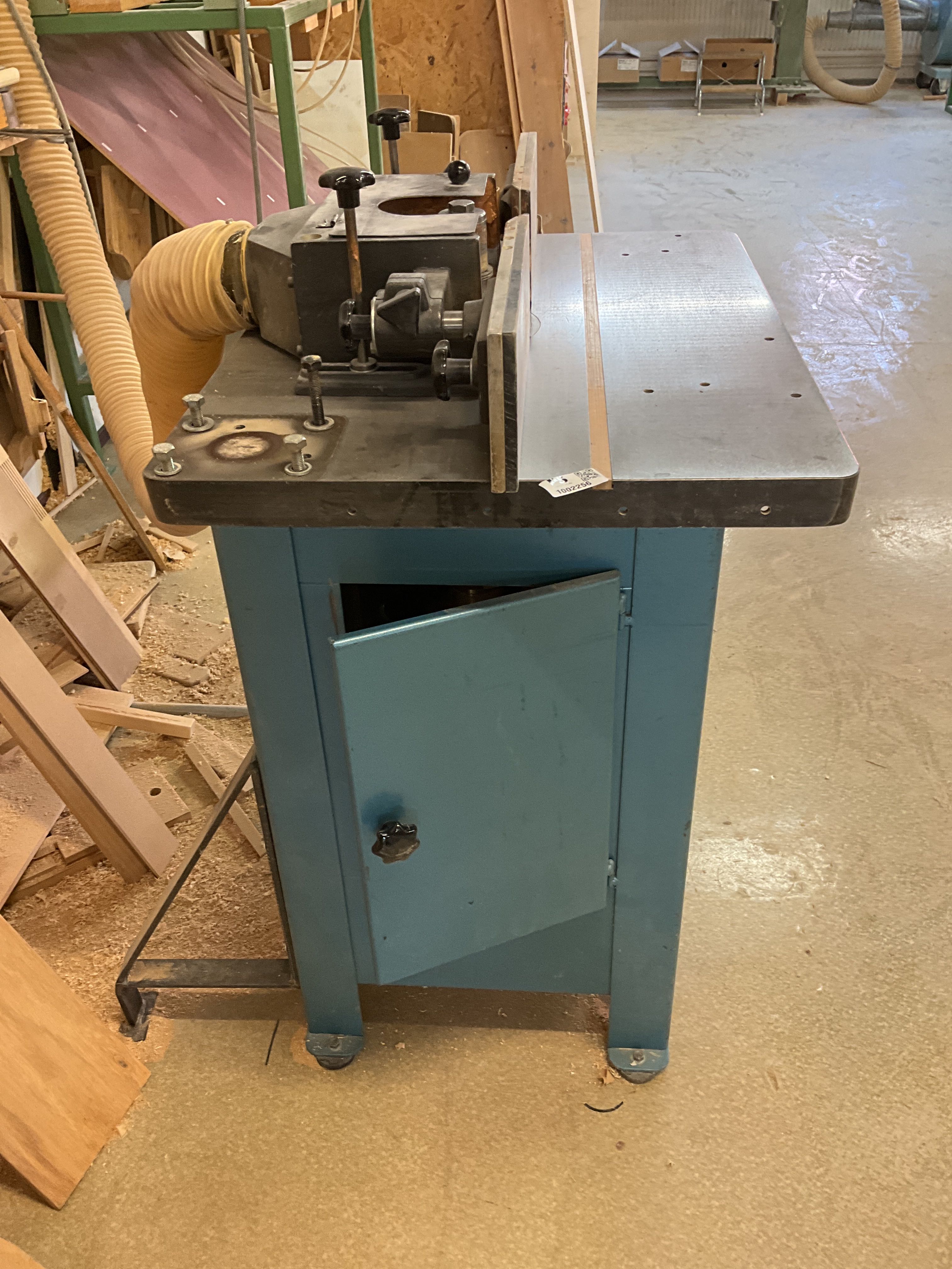 Bordsfräs Ejca L28 - Auktioner online - Nätauktioner & Konkursauktioner ...