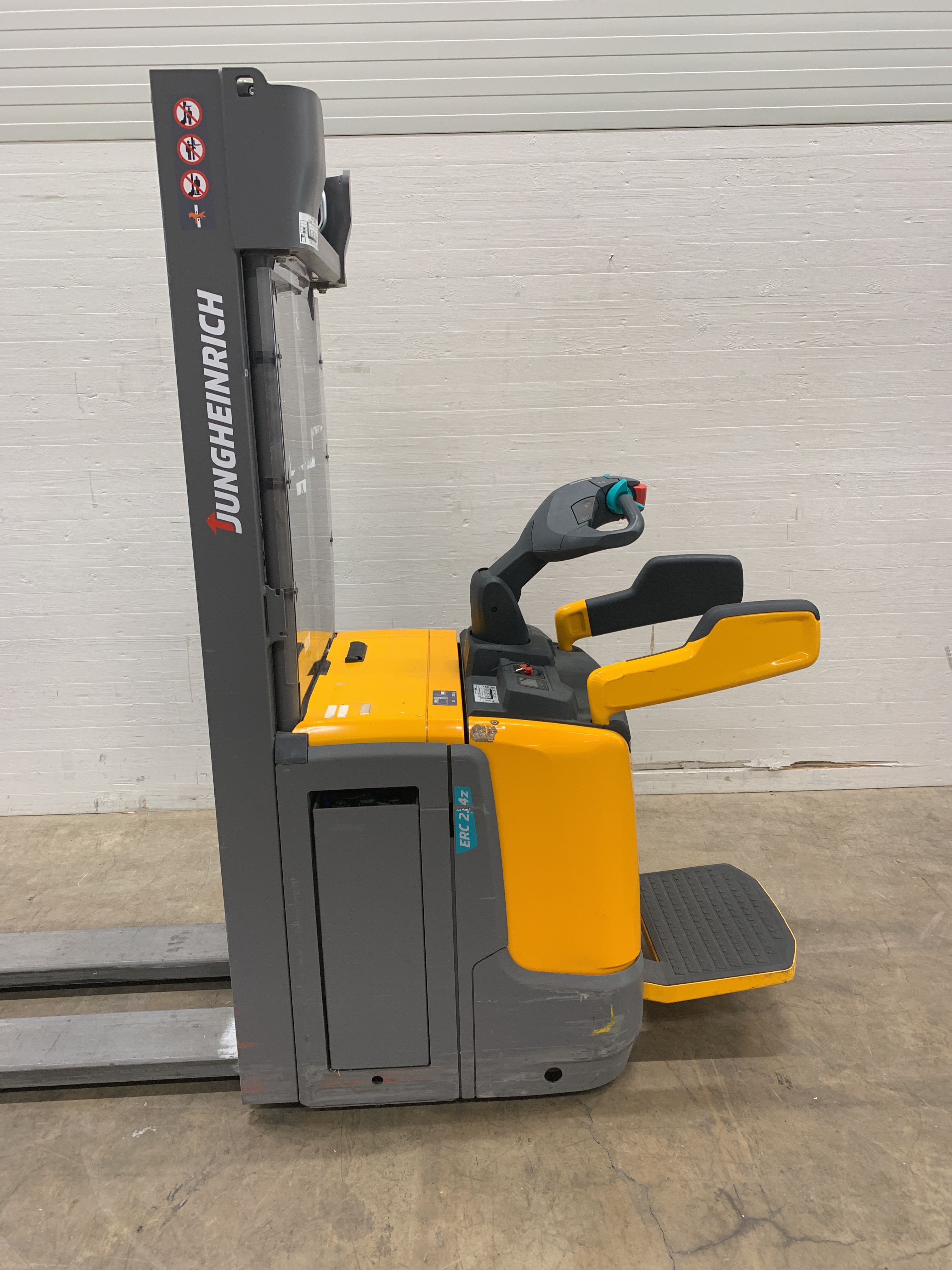 Track stacker Jungheinrich ERC 214z 2020 - PS Auction - We value the ...