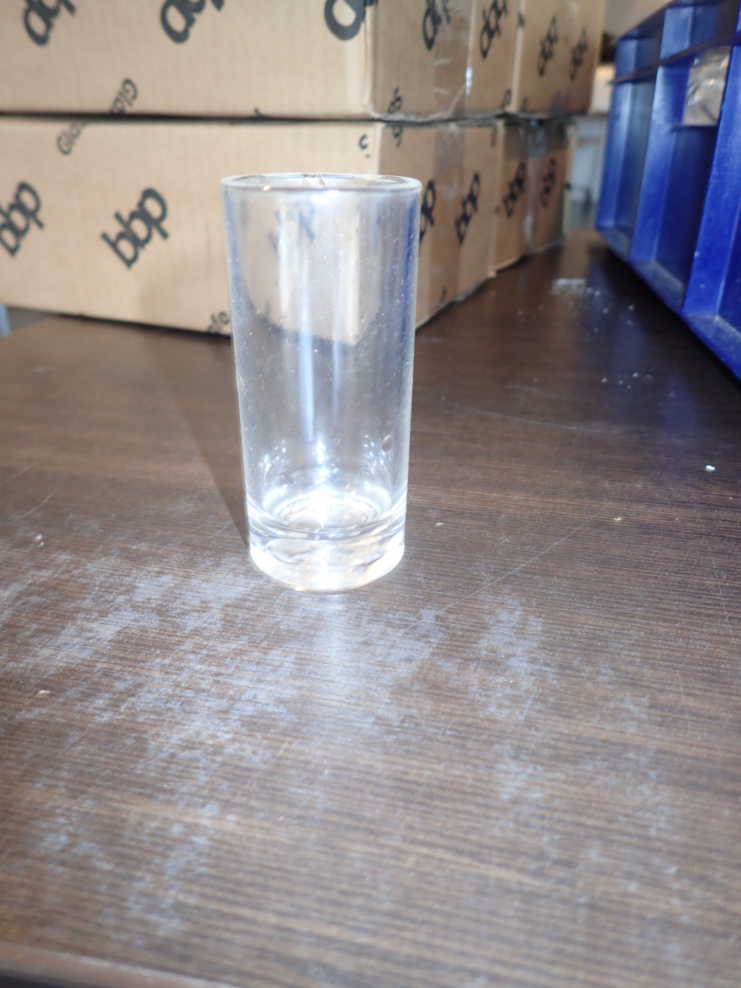 Snapsglas i plast - Auktioner online - Nätauktioner & Konkursauktioner ...