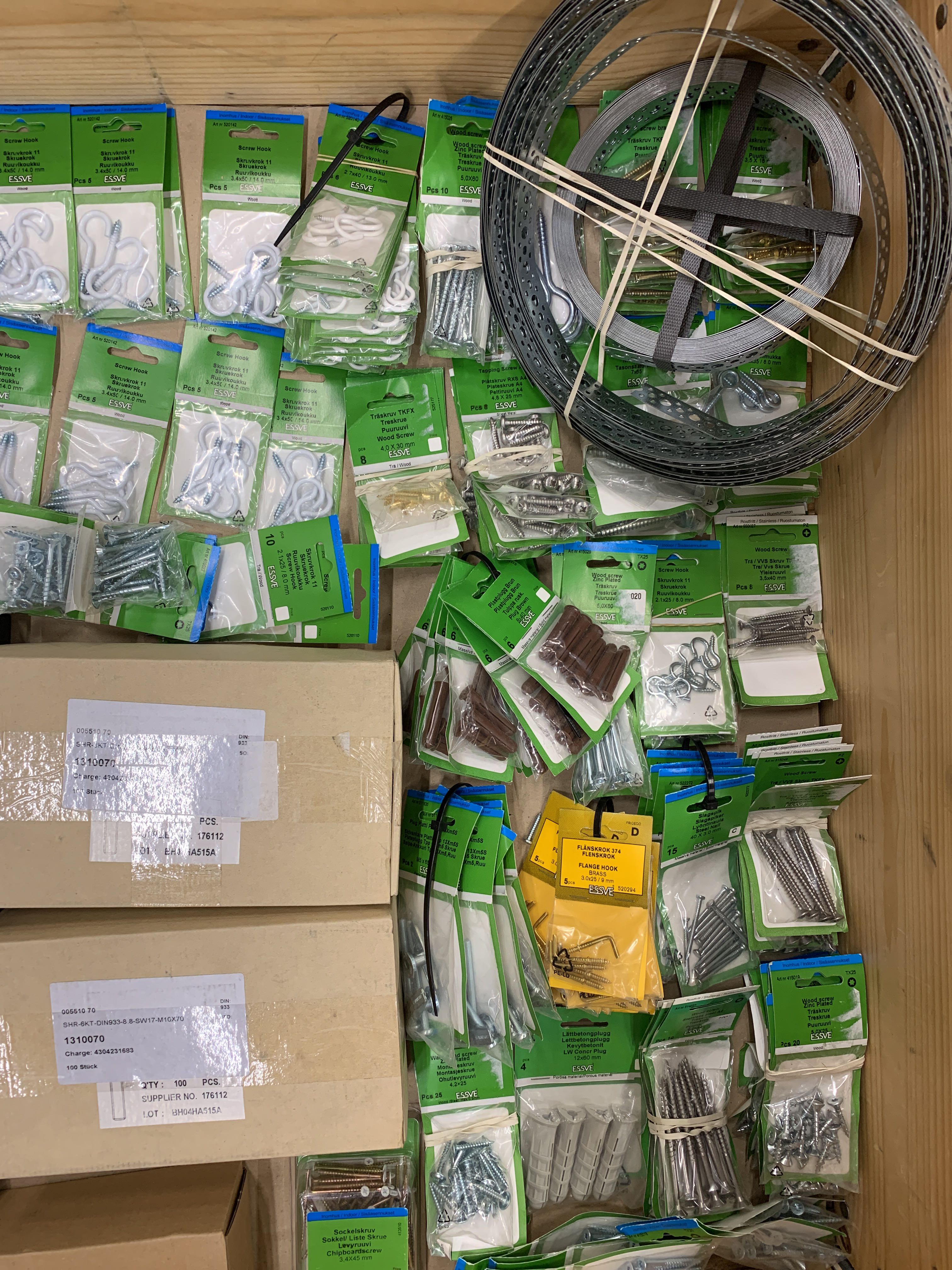 Sortiment med skruv & bult ifrån Essve & Arvid Nilsson - Auktioner ...