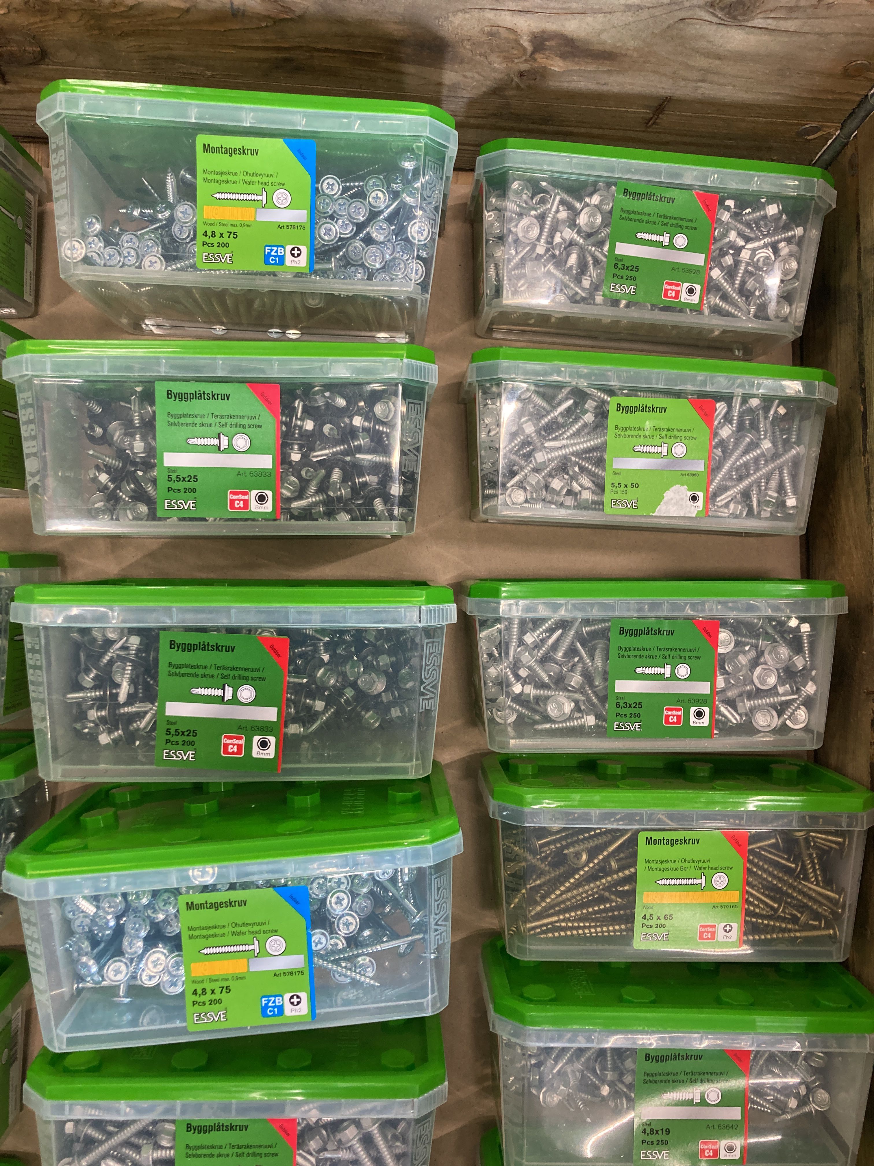 Essve Screw Assortment - PS Auction - We value the future - Largest in ...