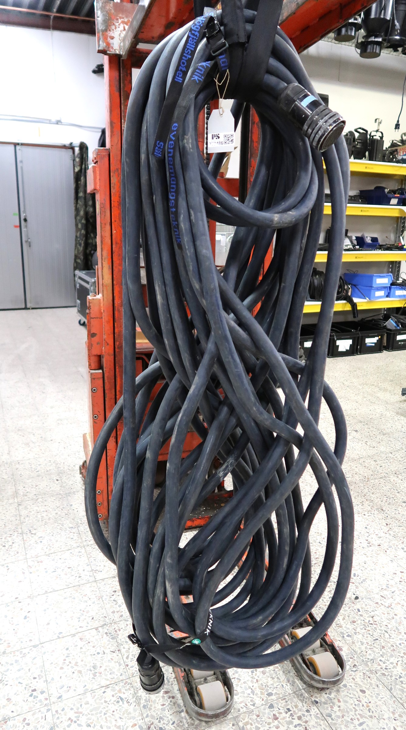 Analog Multikabel - Auktioner online - Nätauktioner & Konkursauktioner ...