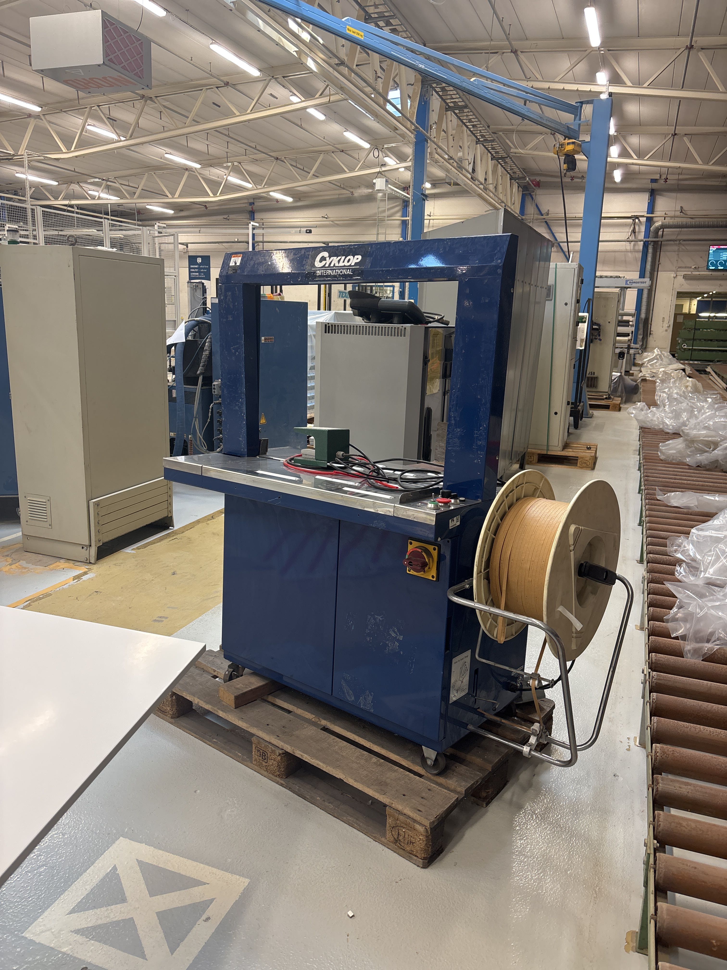 Cyklop CI-89 Automatisk bandningsmaskin – 2012 - Auktioner online ...