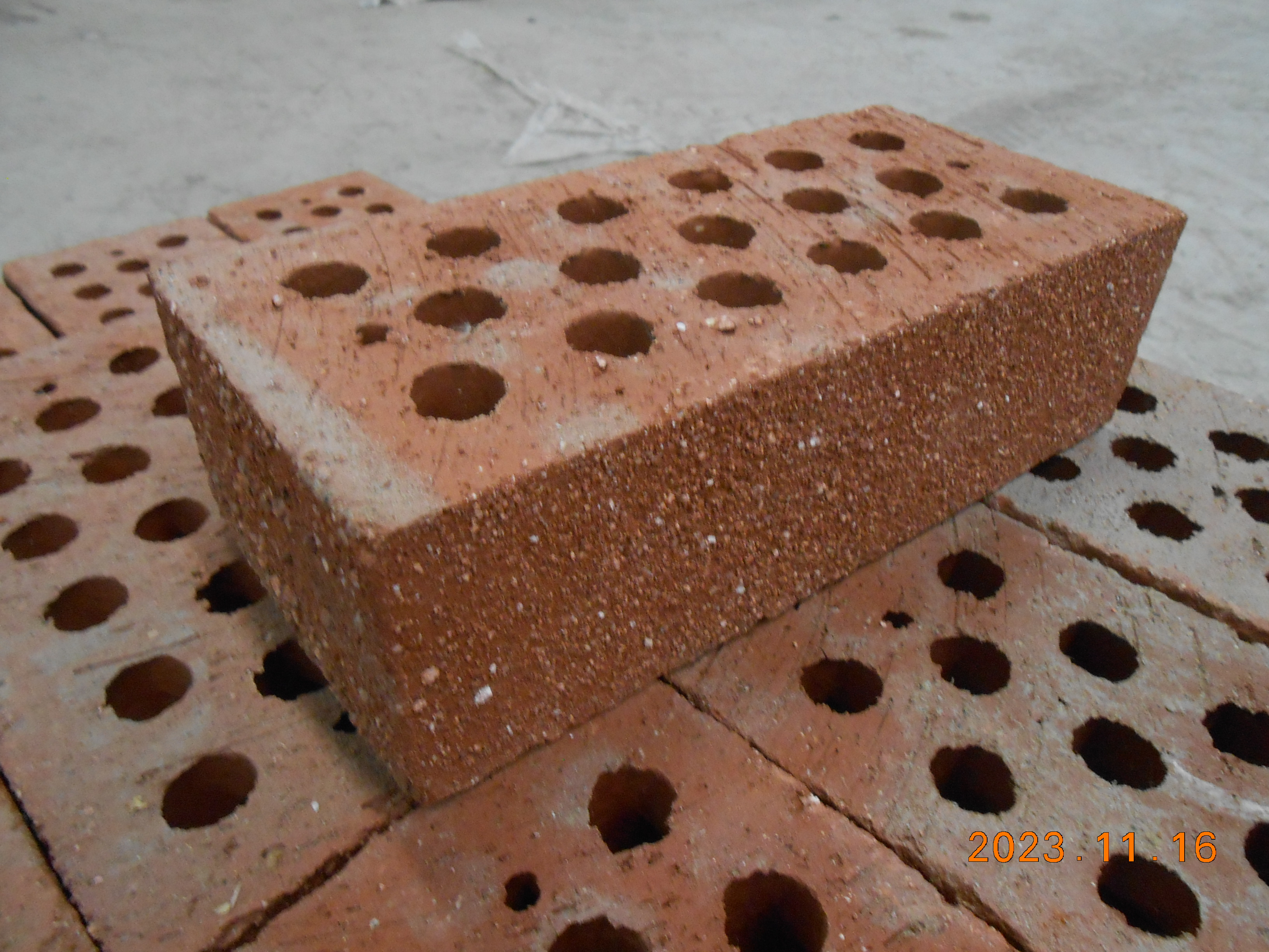 Brick 3 different types. - PS Auction - We value the future - Largest ...
