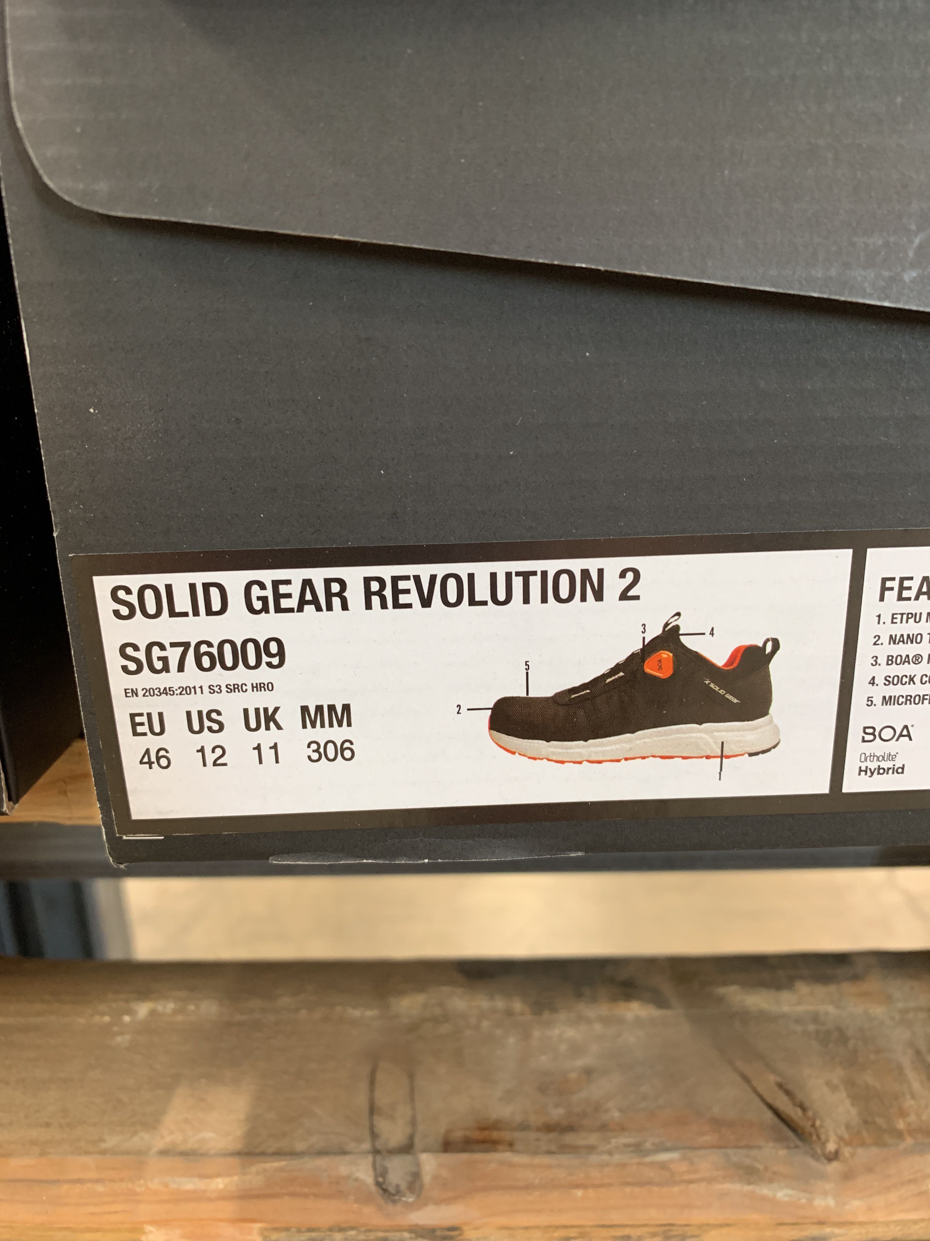 Skyddssko Solid Gear Revolution 2 - Storlek 46 - Auktioner online - Nätauktioner ...