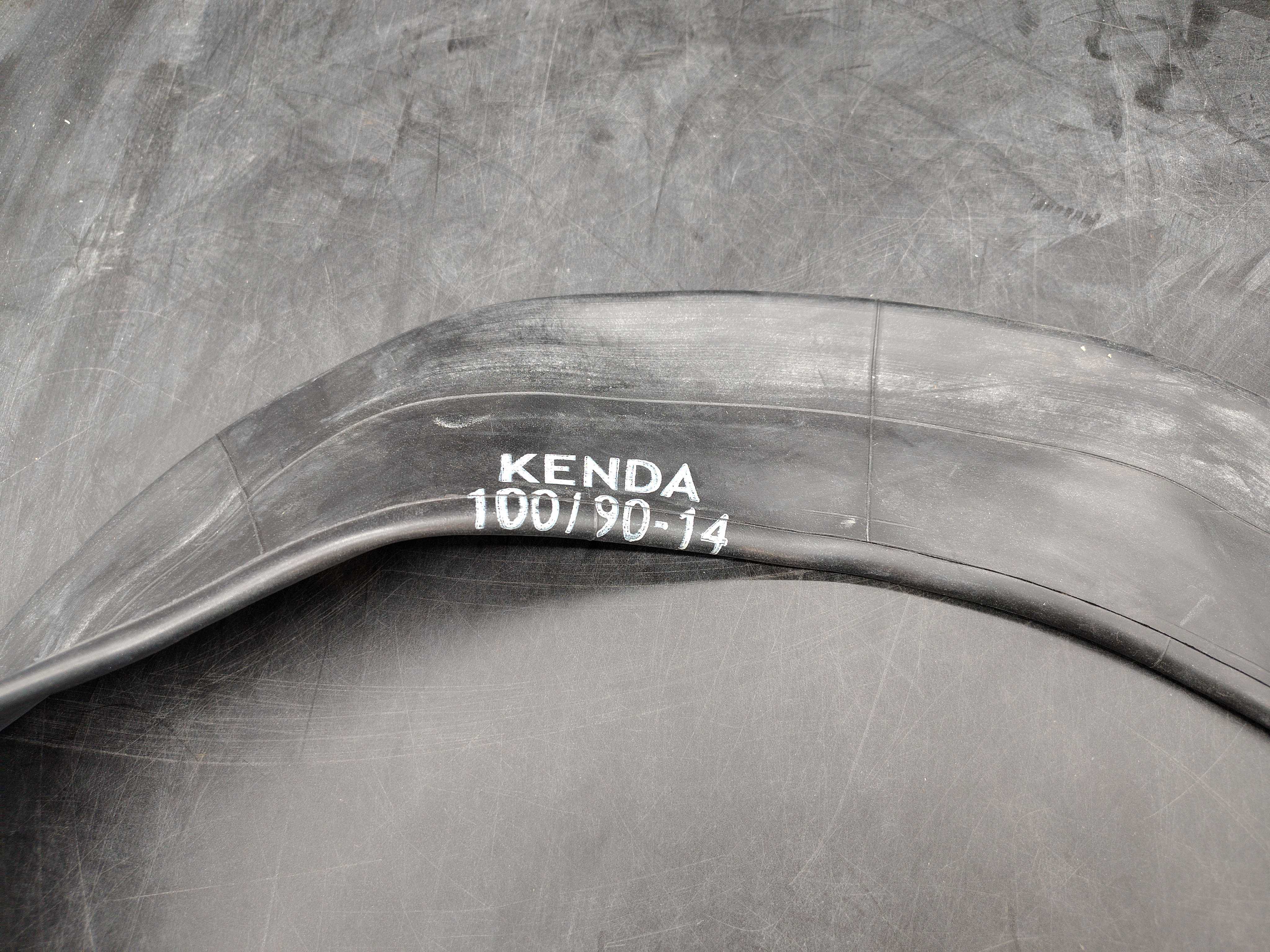 Slang , 50 st – Cake, Ösa/Makka, 14 tum - Auktioner online ...