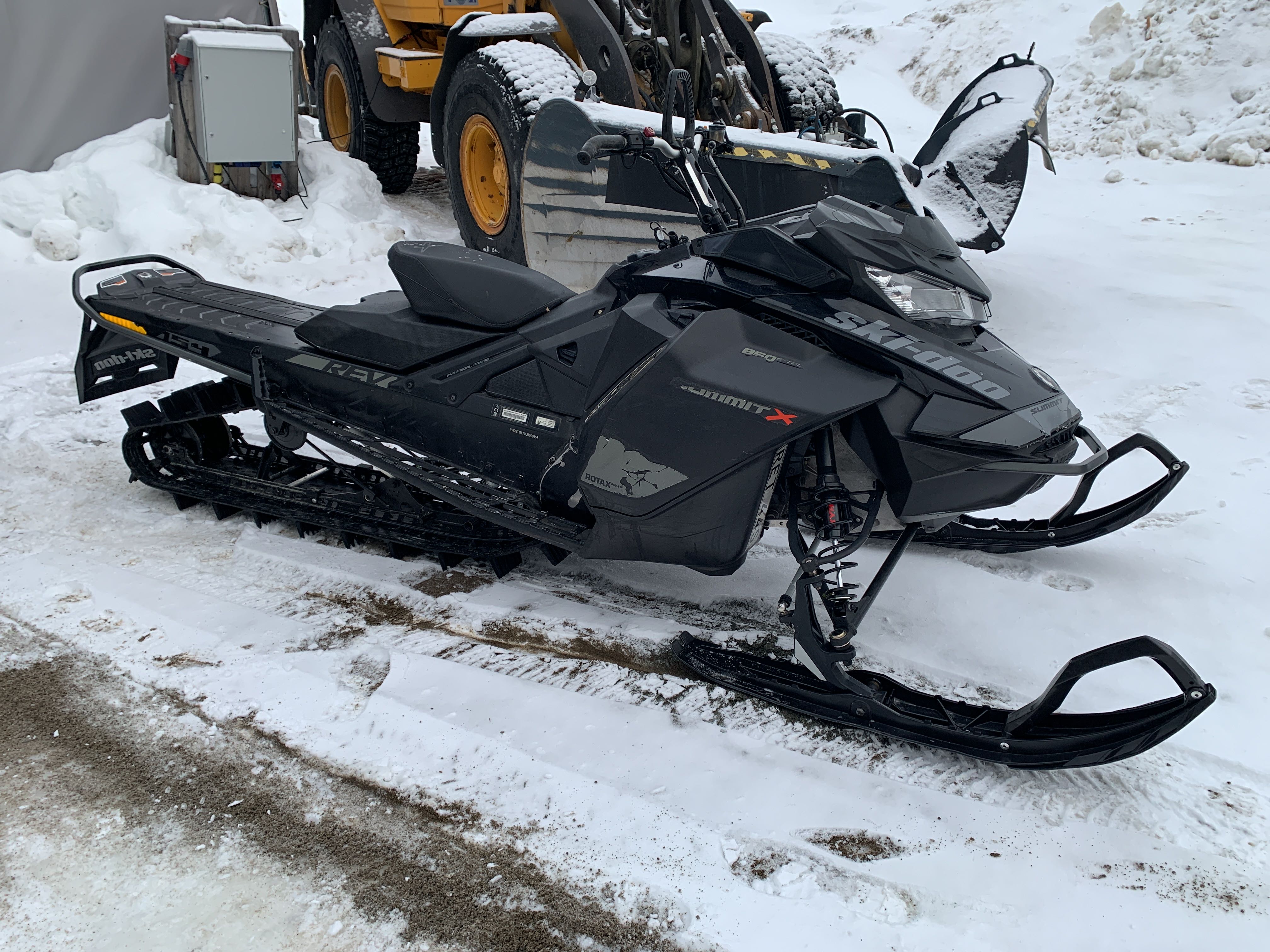 Snöskoter Ski-Doo Summit X 850 E-TEC 154" -2020 - Auktioner online ...