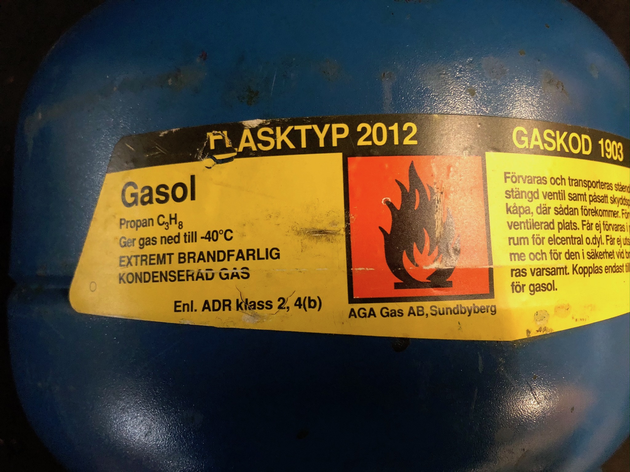 Gasoltub, flasktyp 2012 - Auktioner online - Nätauktioner ...