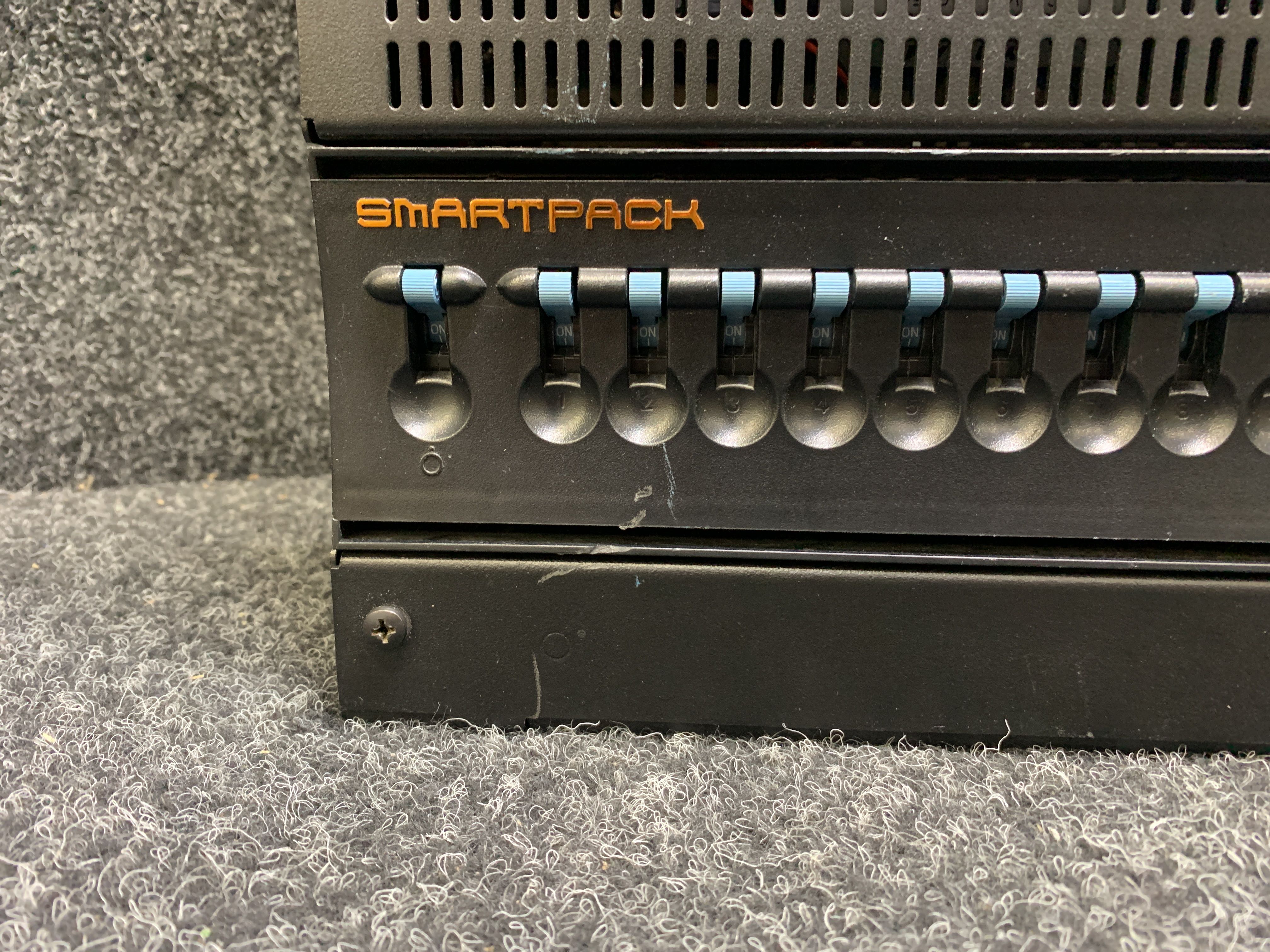 Dimmerpack, ETC SmartPack 12-kanals - Auktioner online - Nätauktioner ...
