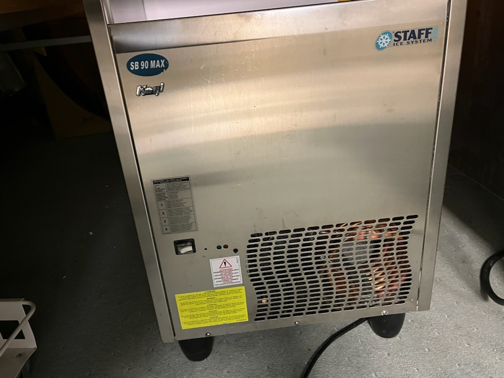 Ice machine Kogi SB90 - PS Auction - We value the future - Largest in ...