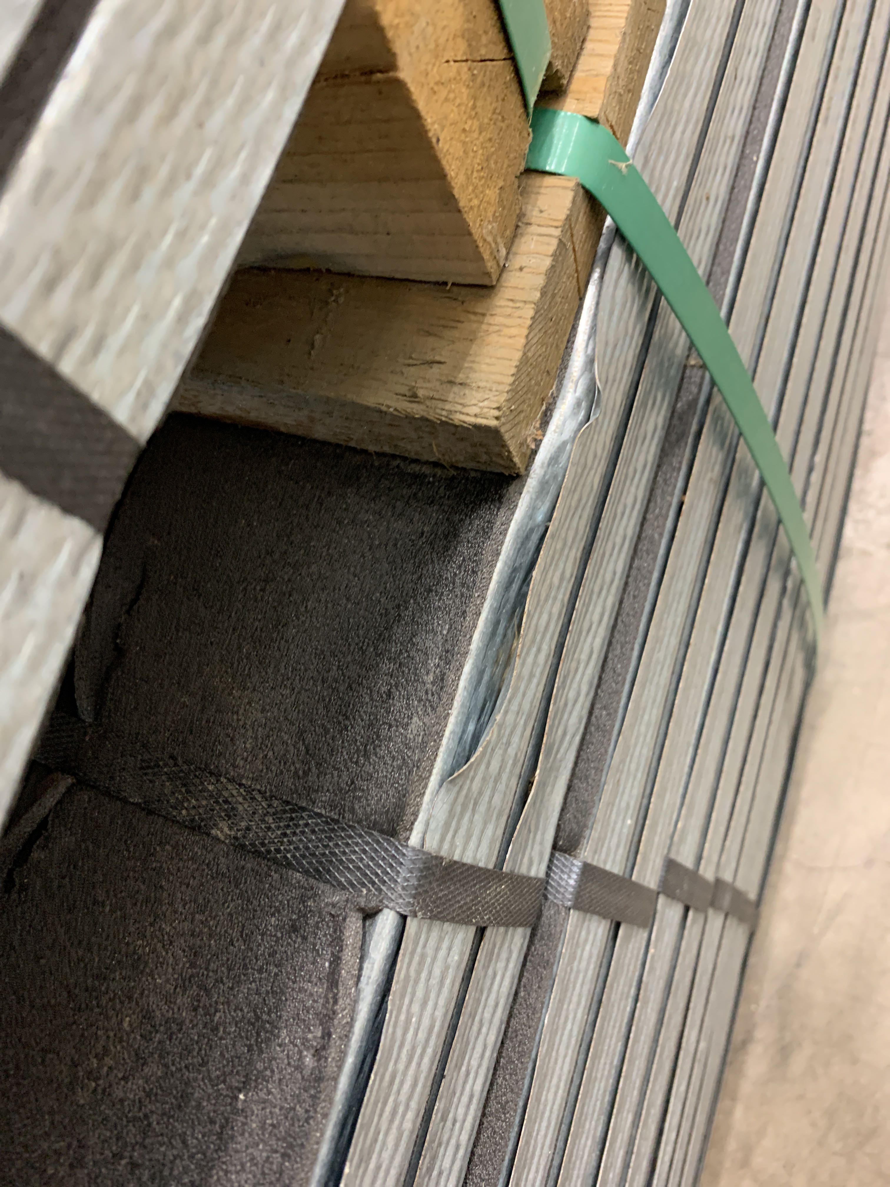 1250pcs Rails Skp 9530 Note 30mm High With Polyethylene Cloth 2500mm
