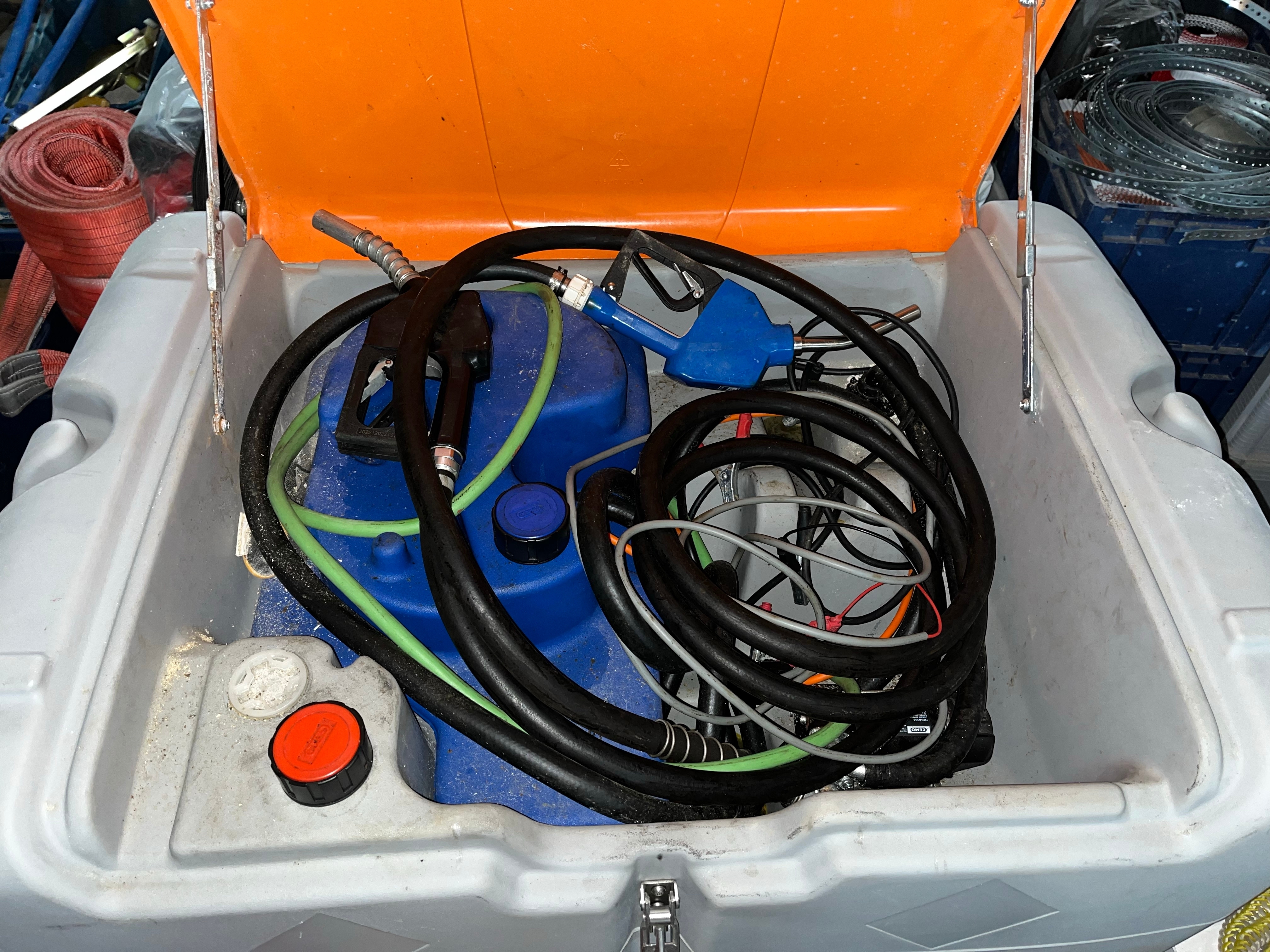 Diesel och AdBlue tank 440l/50l Med pump 12v DT Mobil Easy Combi ...
